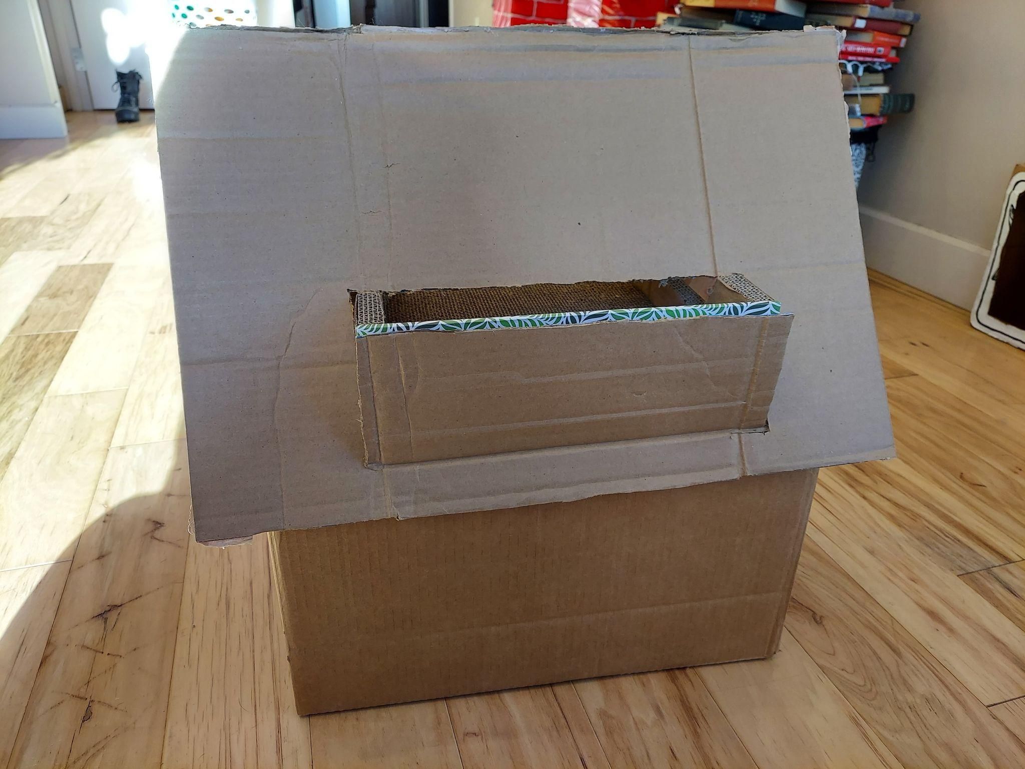 Cardboard Gingerbread Cat House : 12 Steps (with Pictures) - Instructables