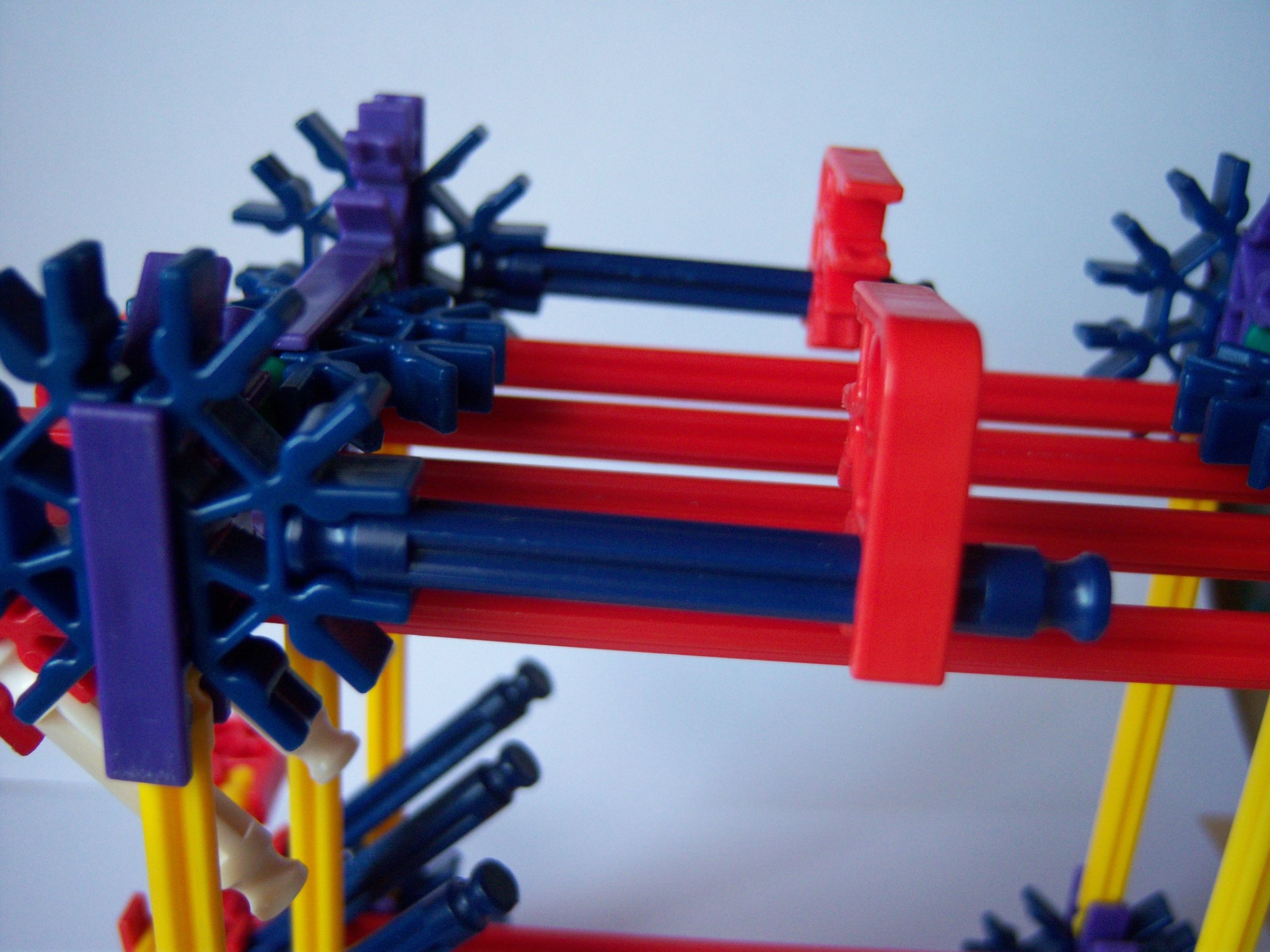 Knex Portable Hard Drive Stand : 6 Steps - Instructables