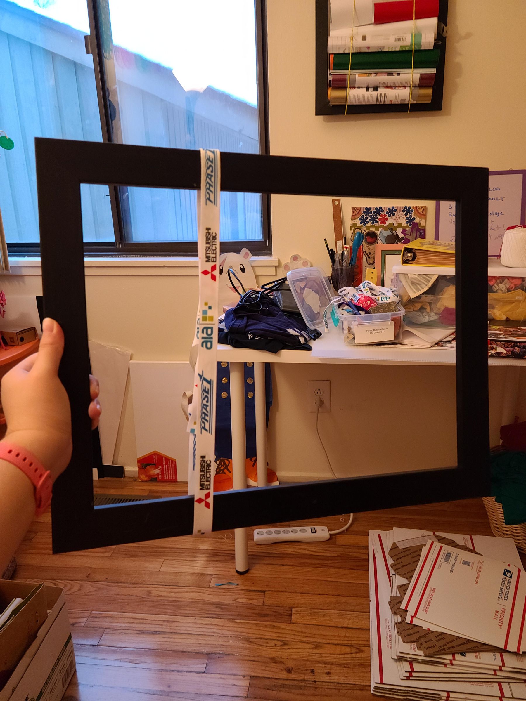 Turn a Frame Into a Hanging Wall Organizer! : 5 Steps (with Pictures ...