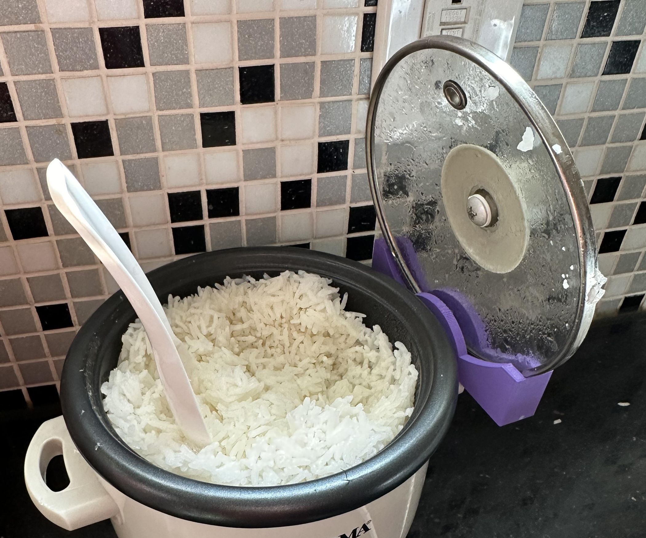 Lid Holder for Rice Cooker : 7 Steps (with Pictures) - Instructables