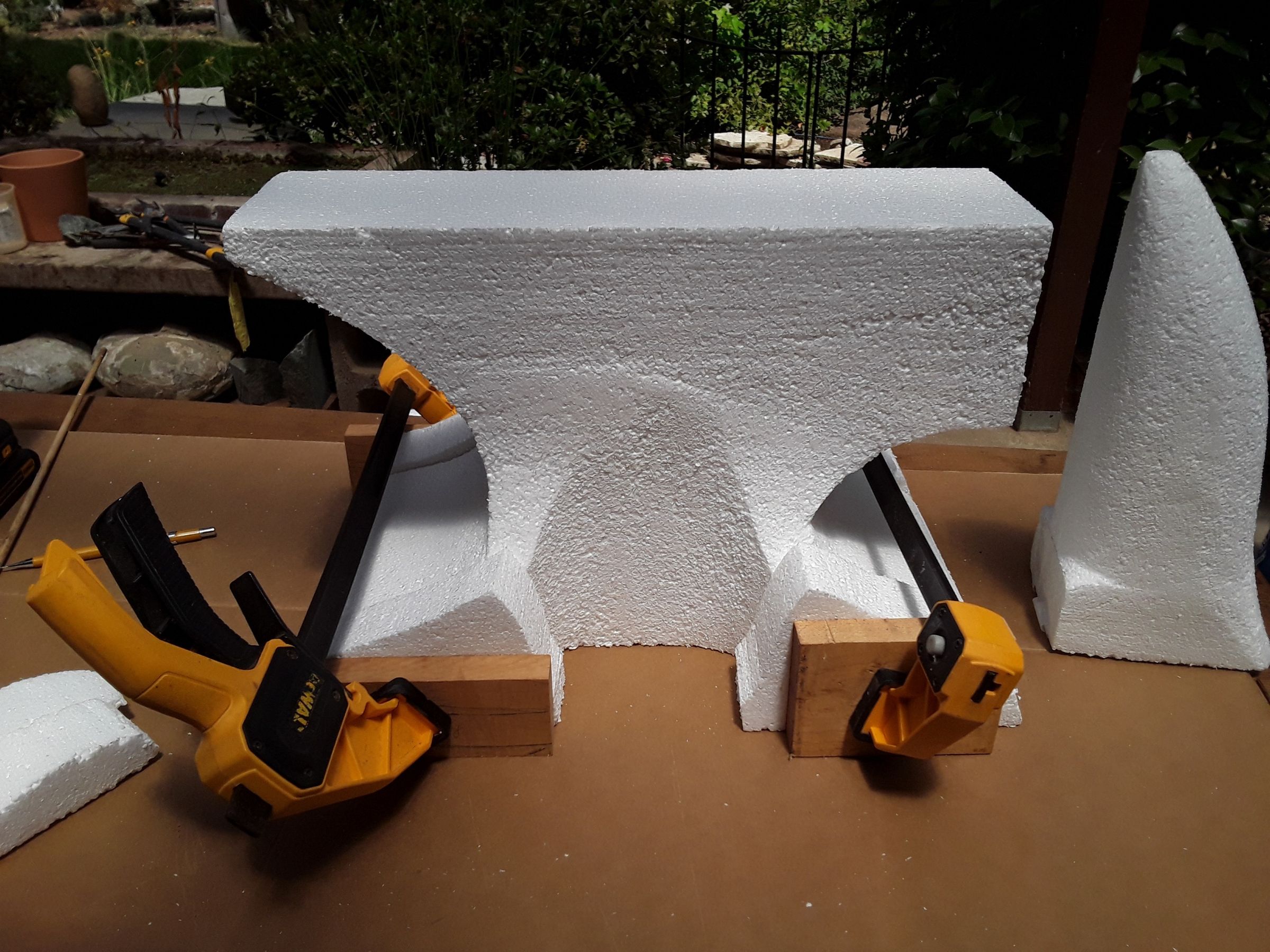 ACME Anvil Prop From Recycled Styrofoam : 6 Steps (with Pictures ...