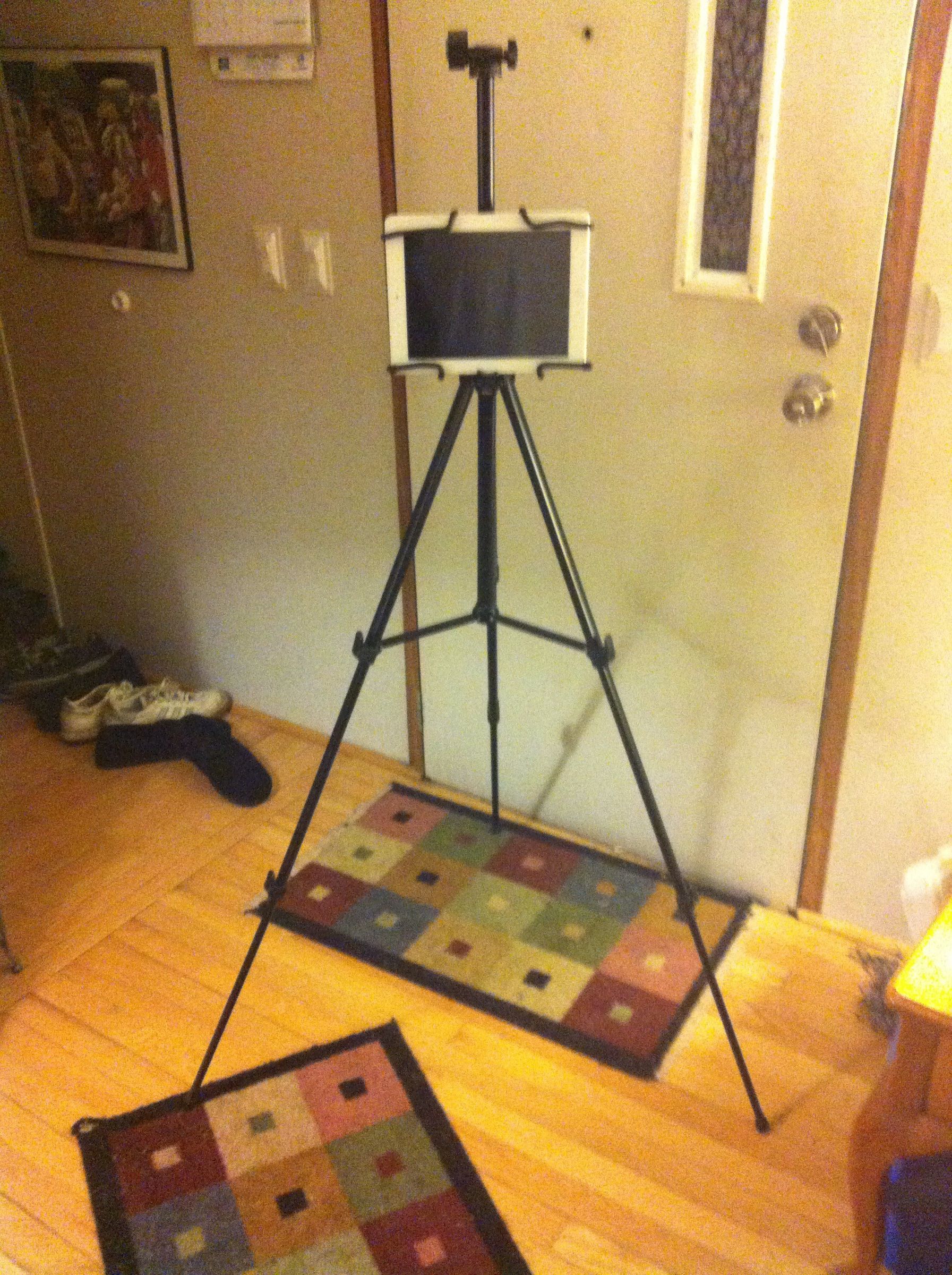 Fast and Easy IPad Stand : 7 Steps - Instructables