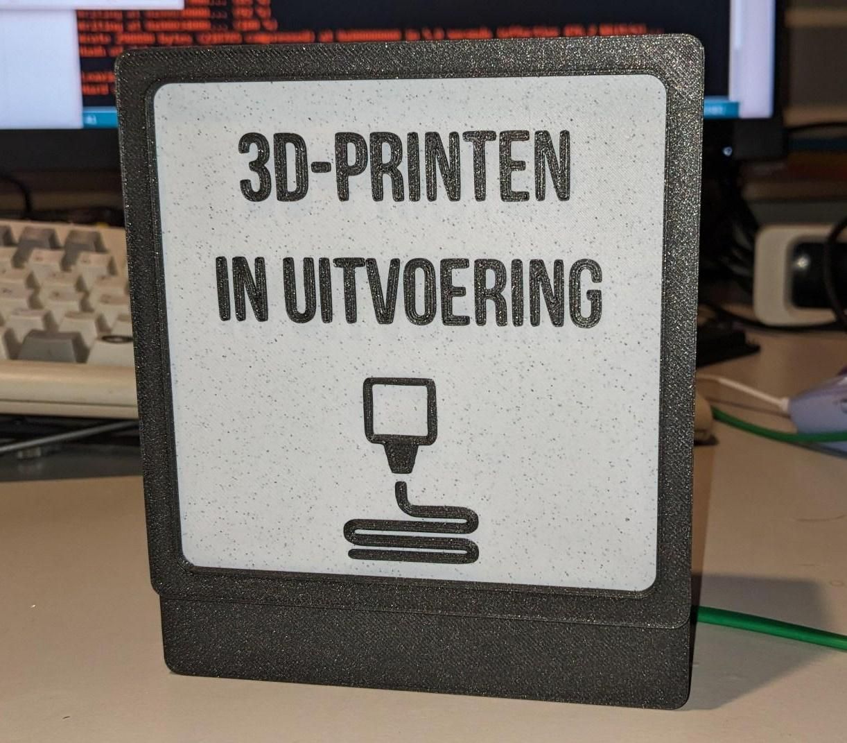 "3D Printing in Progress" Lamp : 3 Steps - Instructables