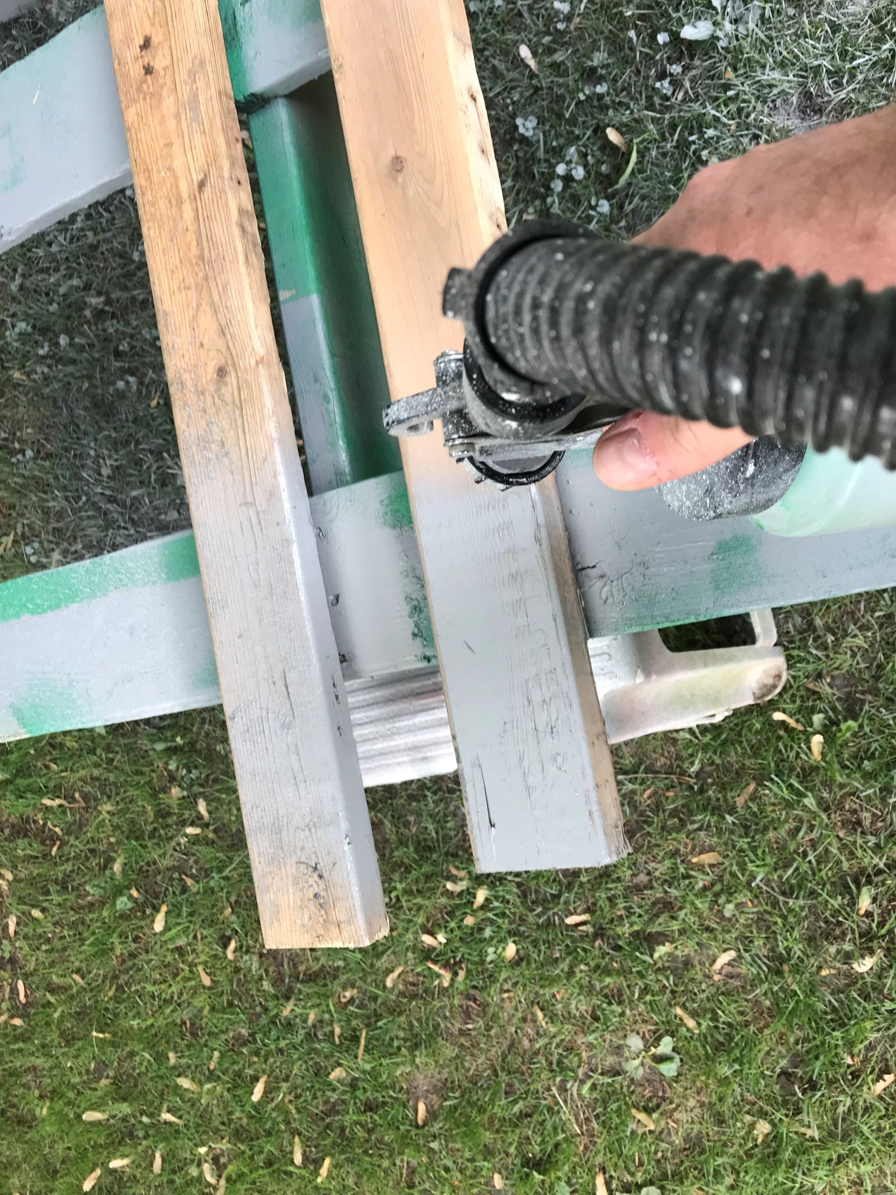 Building a Workbench Out of Pallets : 5 Steps (with Pictures ...