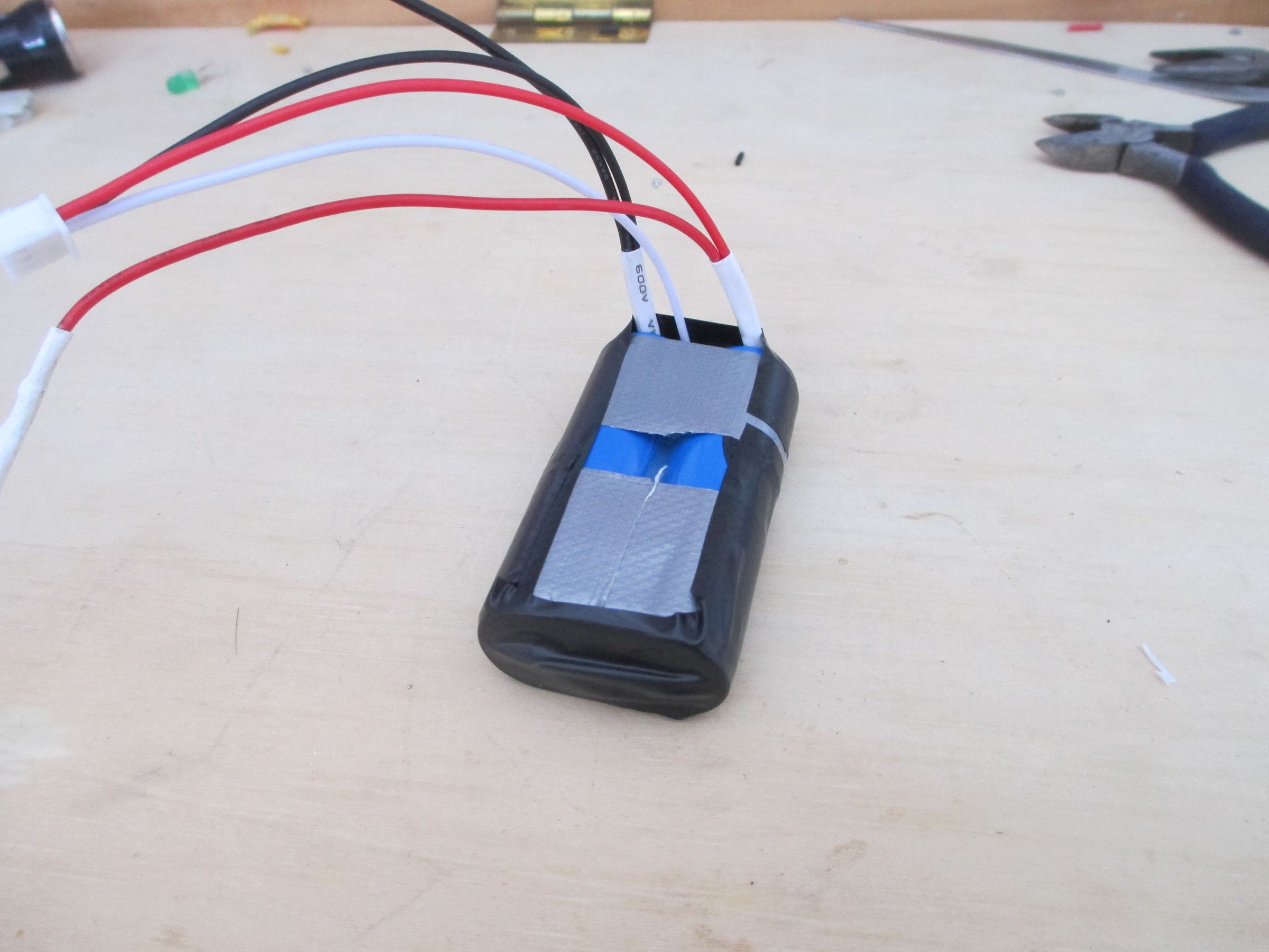 DIY Multi-Cell Battery Pack : 4 Steps - Instructables