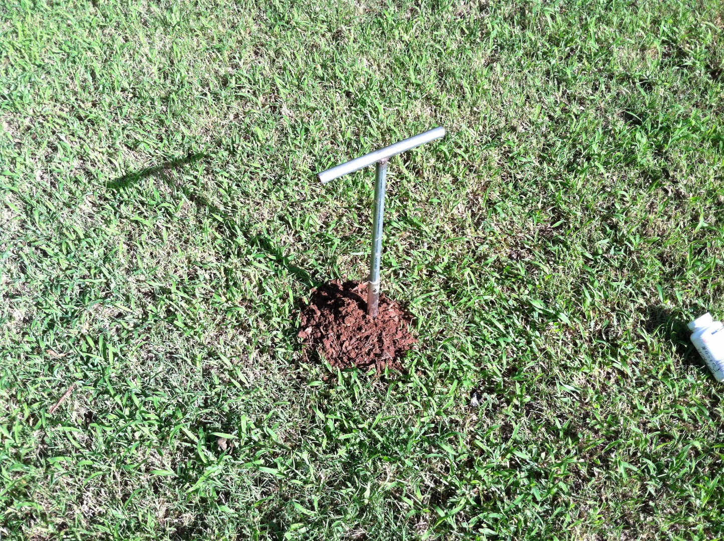 GOPHER BAIT TOOL : 4 Steps - Instructables