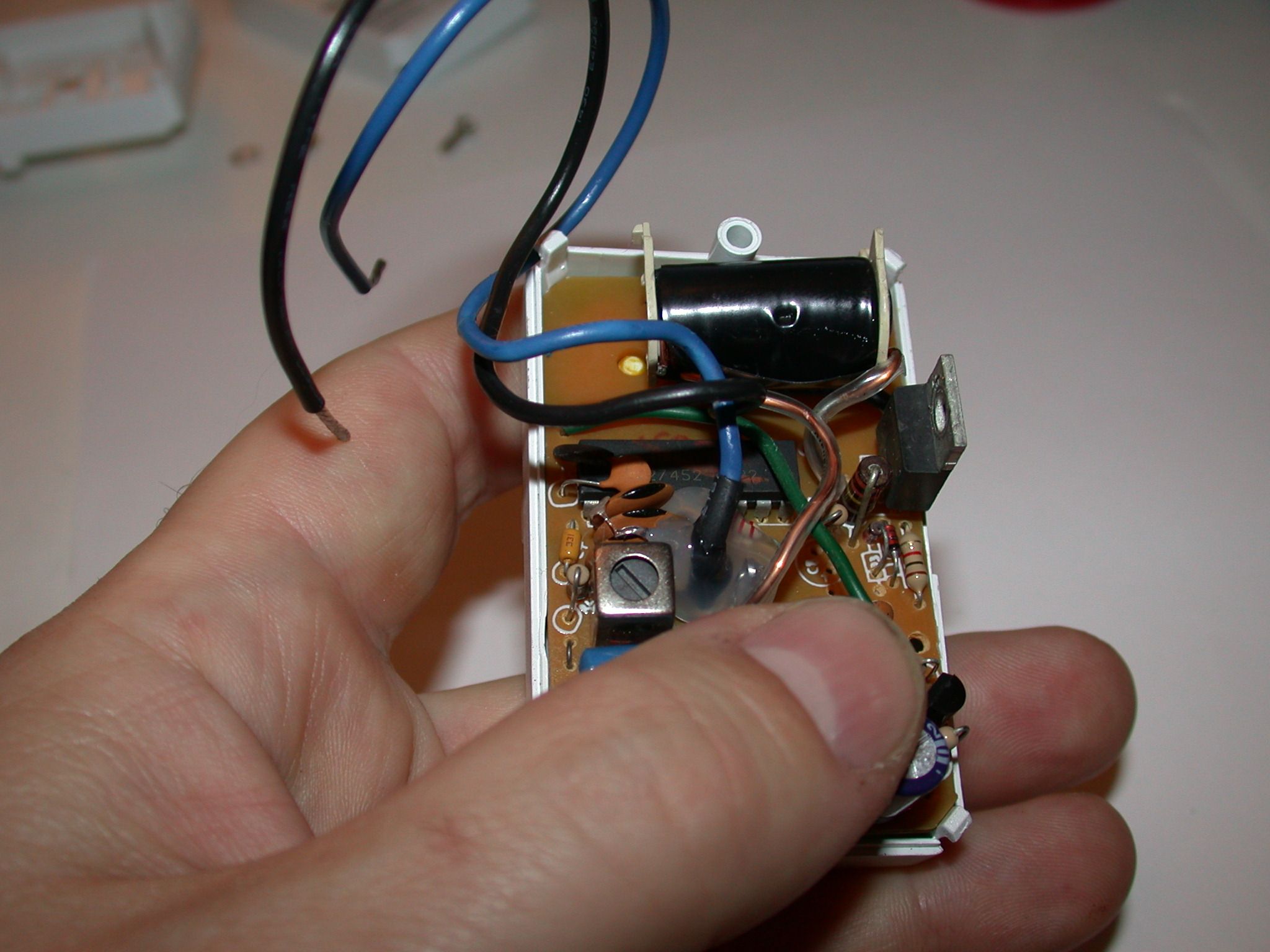 Add Local Dimming Capability to an X10 Wall Switch : 3 Steps ...