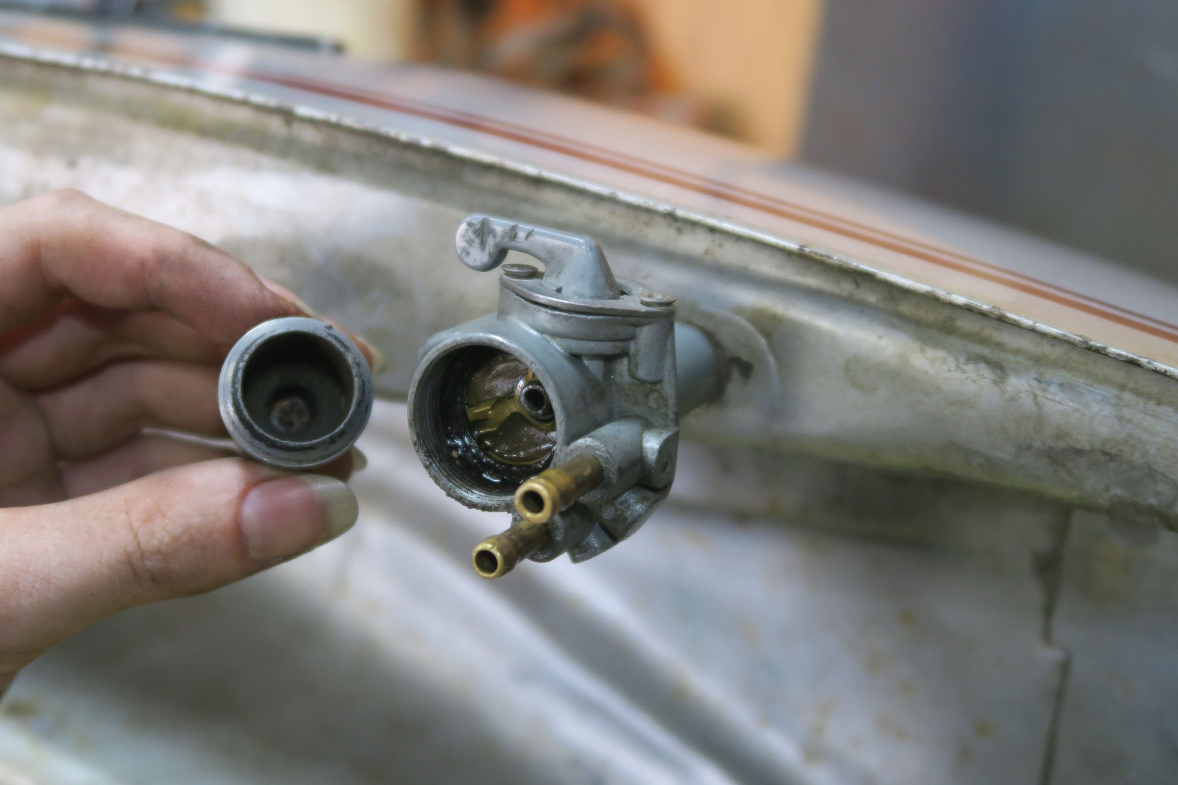 Motorcycle Petcock Replacement : 4 Steps (with Pictures) - Instructables