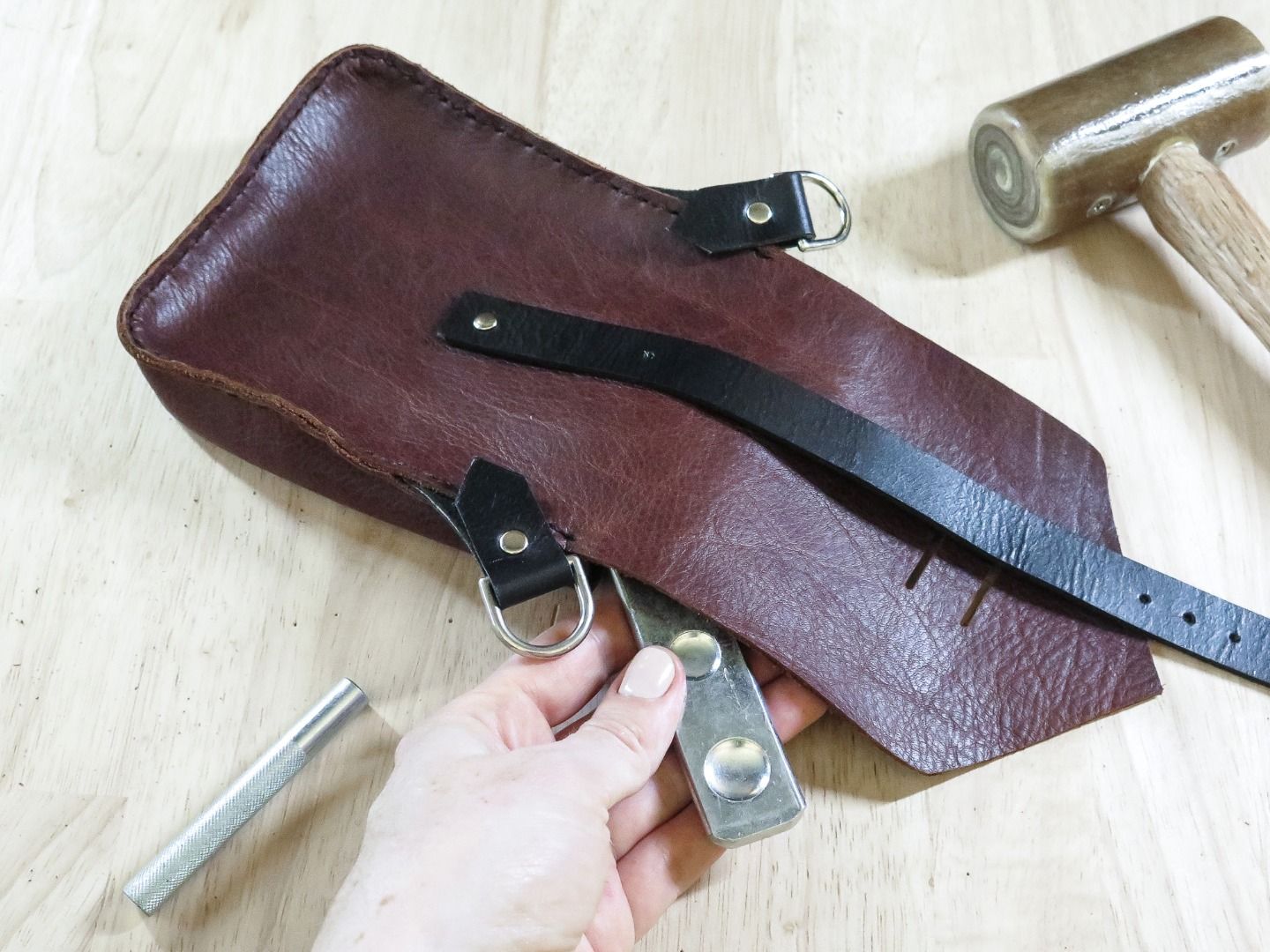 Leather Hardware: Buckles and Clasps : 9 Steps - Instructables