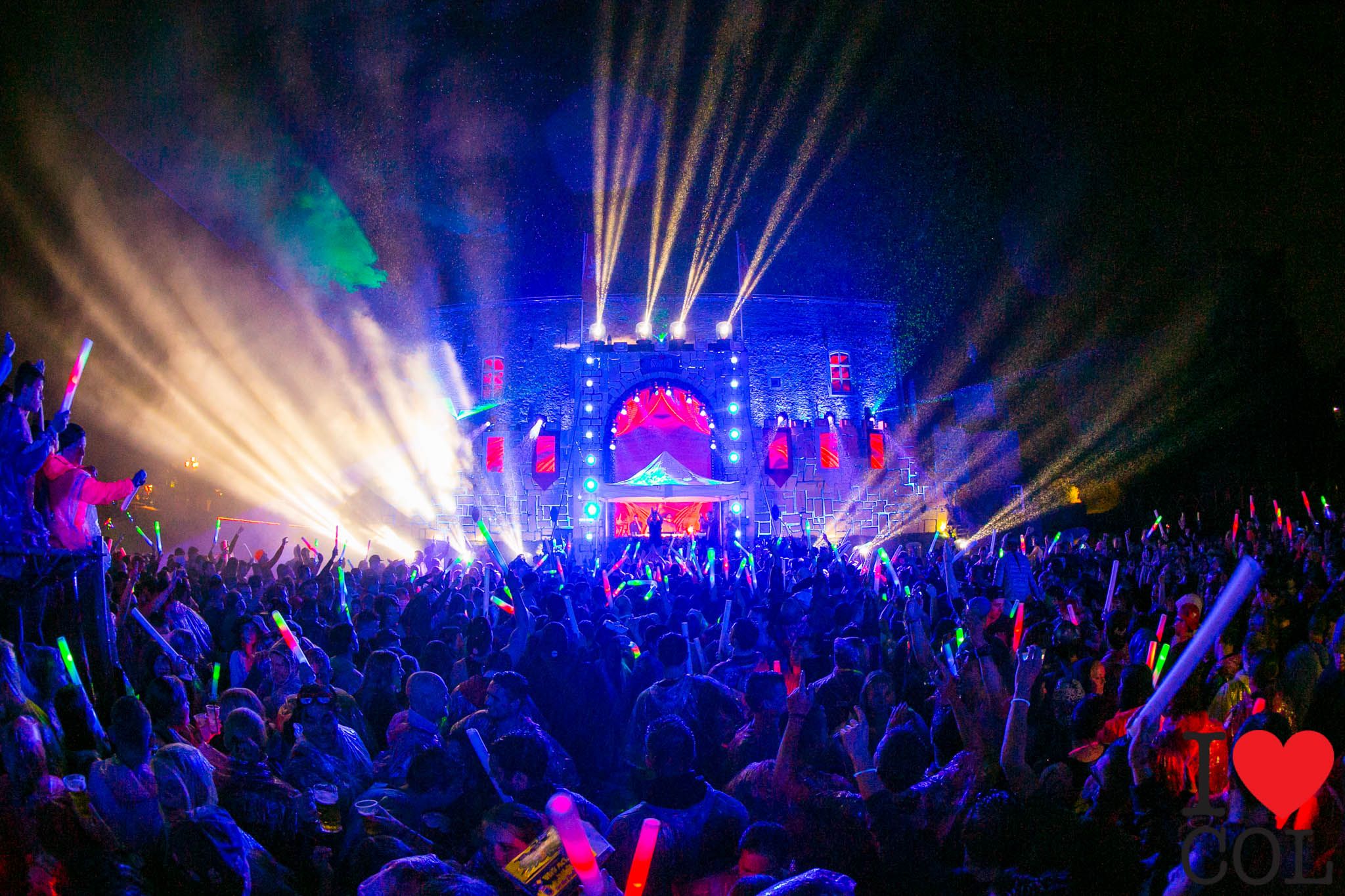 Festival Stage - Castle of Love : 11 Steps (with Pictures) - Instructables