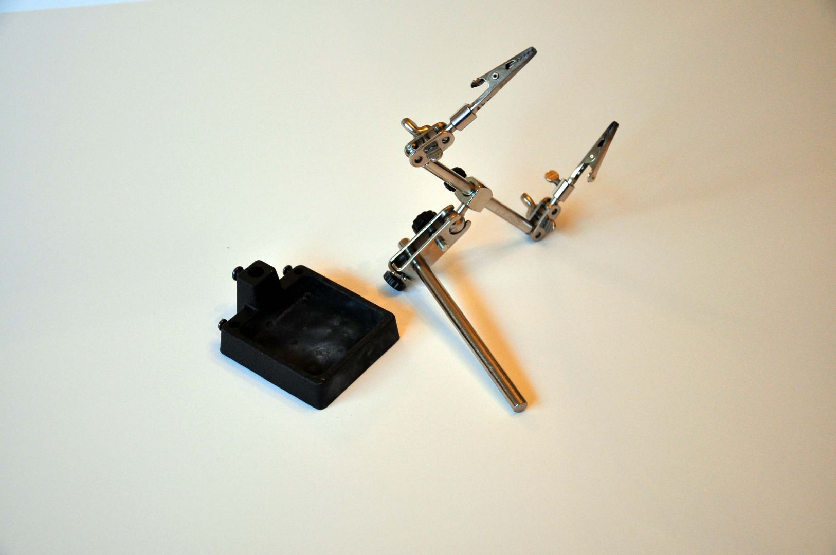 Magnetic Helping Hands Tool for Torch Brazing/Soldering : 7 Steps (with ...