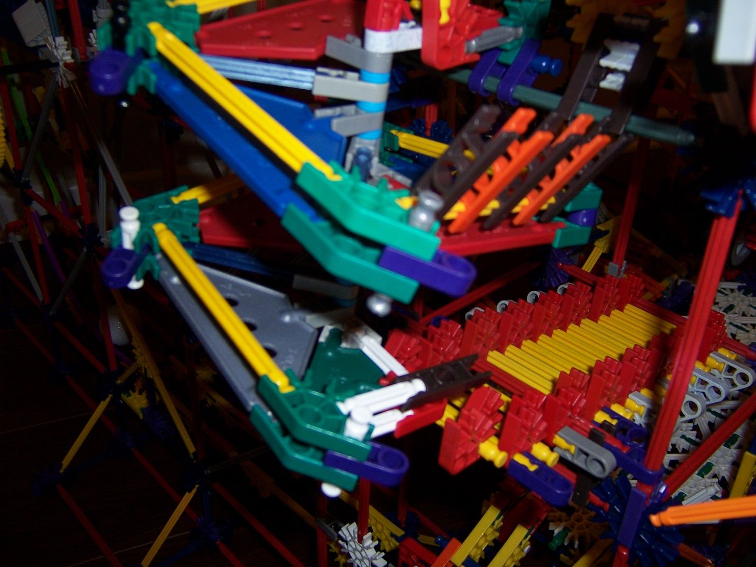 K'nex Ball Machine Krypton : 11 Steps (with Pictures) - Instructables