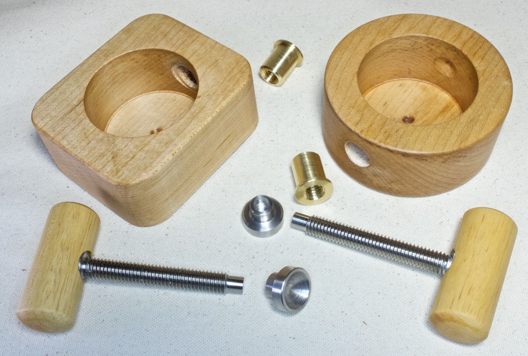 Big Screw Nutcracker : 8 Steps (with Pictures) - Instructables