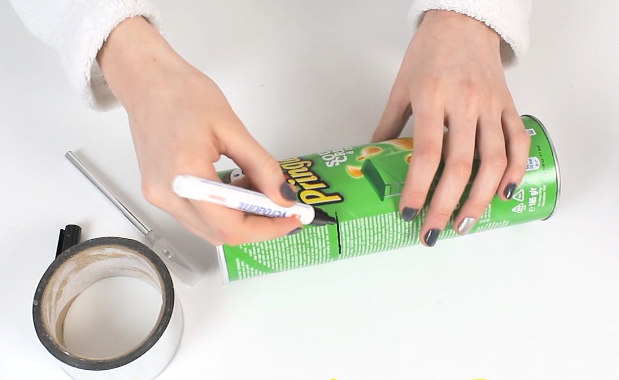 5 Pringles Tricks | Simple Life Hacks : 5 Steps (with Pictures ...