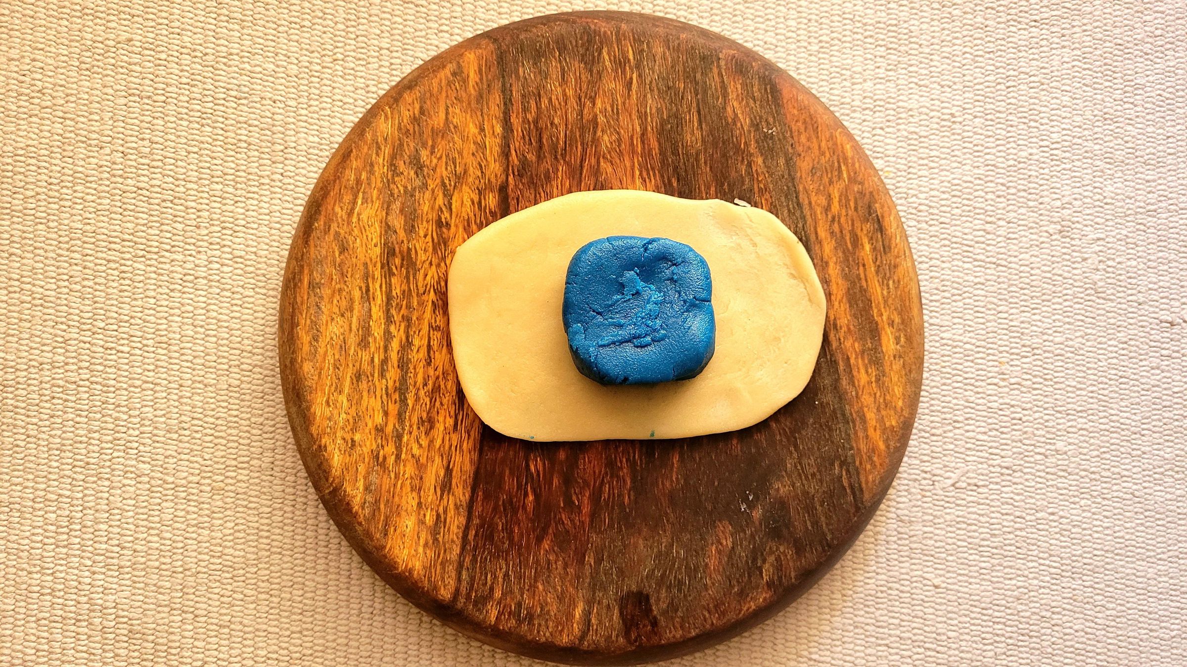 Weaved Rainbow Mooncake Pastry : 16 Steps (with Pictures) - Instructables