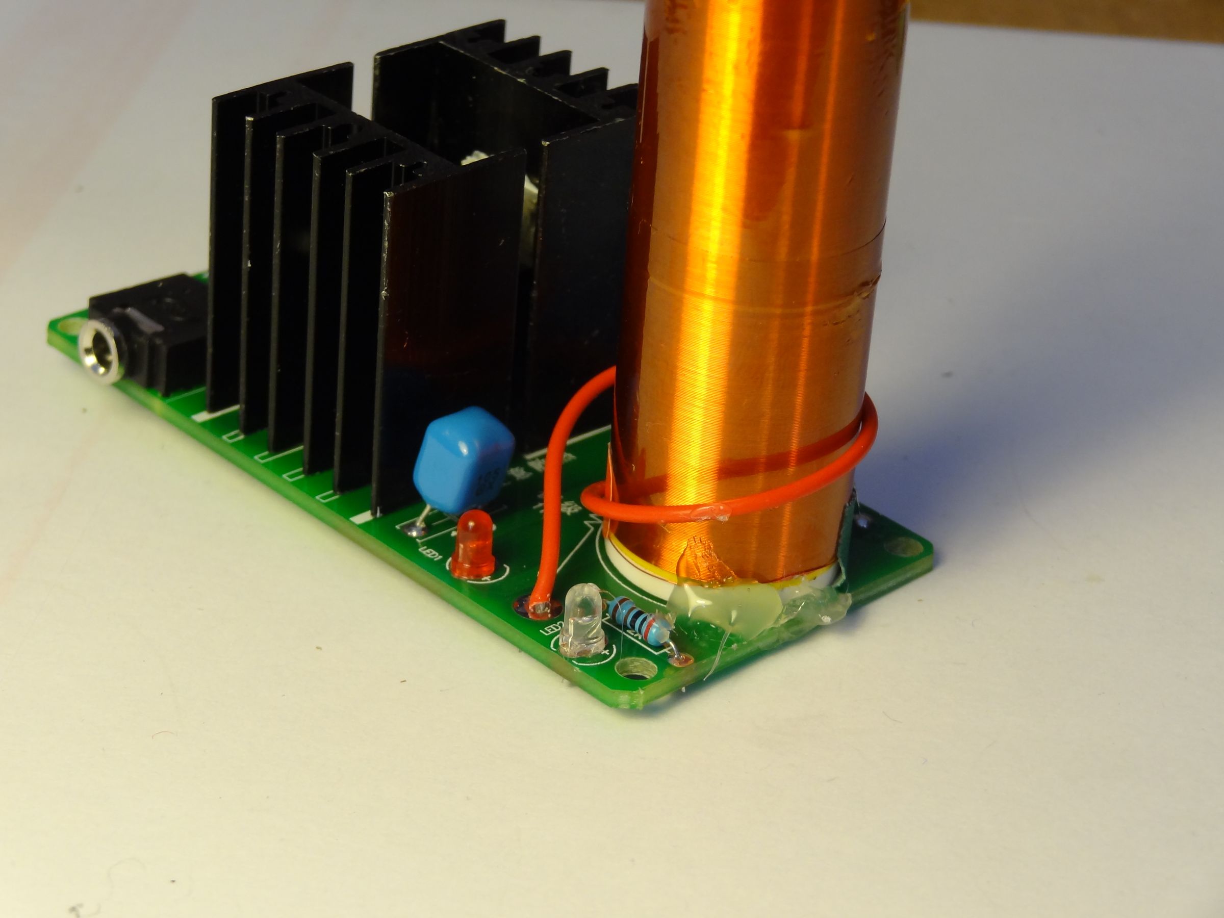 Musical Tesla Coil Kit (instructions) : 13 Steps (with Pictures ...