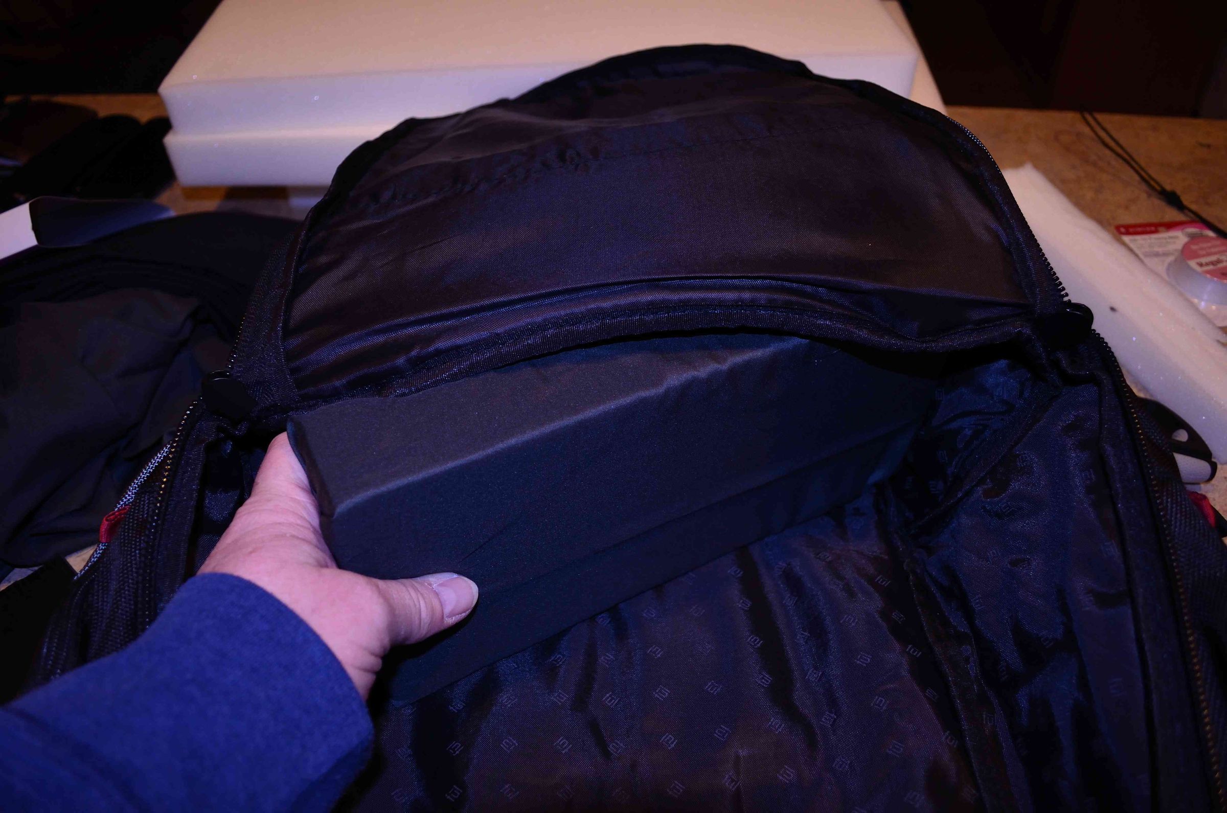 DIY DSLR Camera Backpack : 12 Steps - Instructables