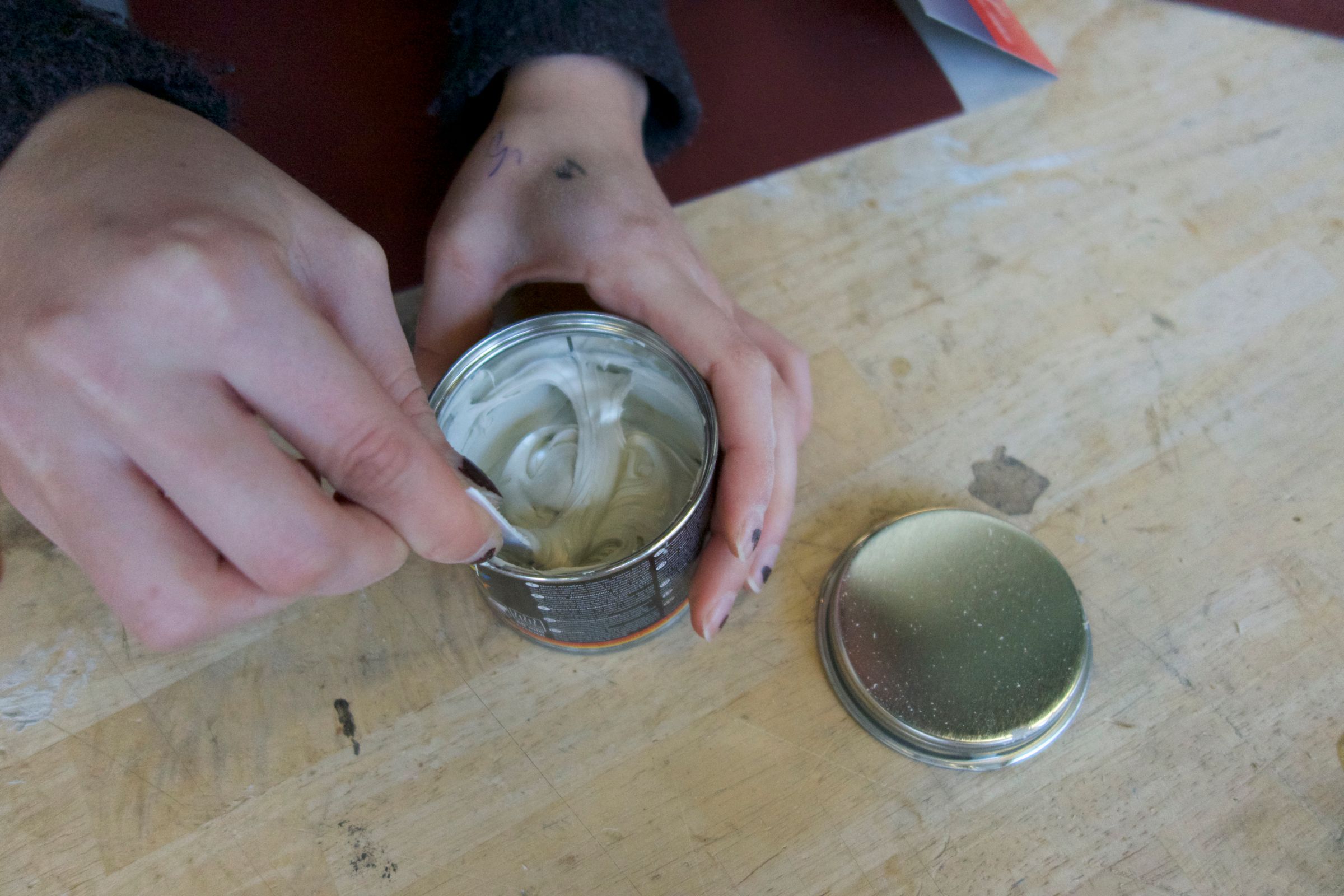 Foam Finishing With Putty Filler - Werkplaatsidc : 7 Steps (with ...