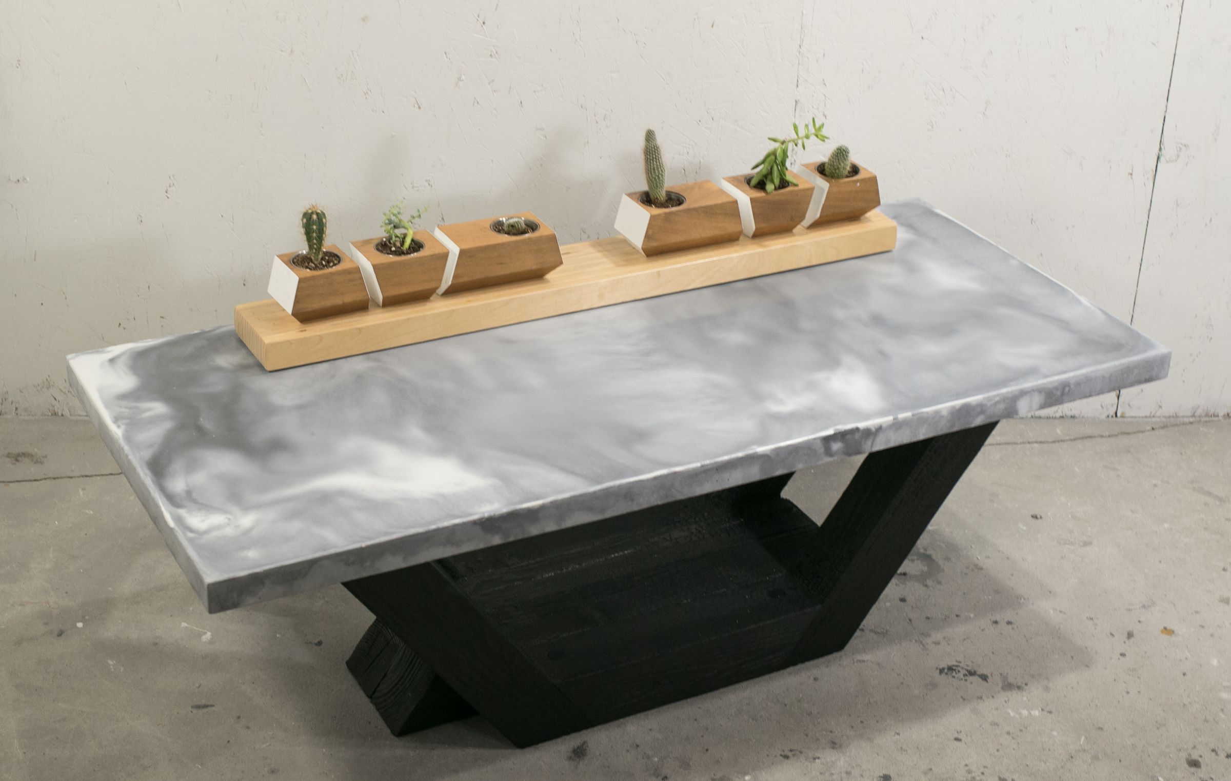 Make a "Marble" Table From Concrete W/ Torched Wood Base : 9 Steps ...