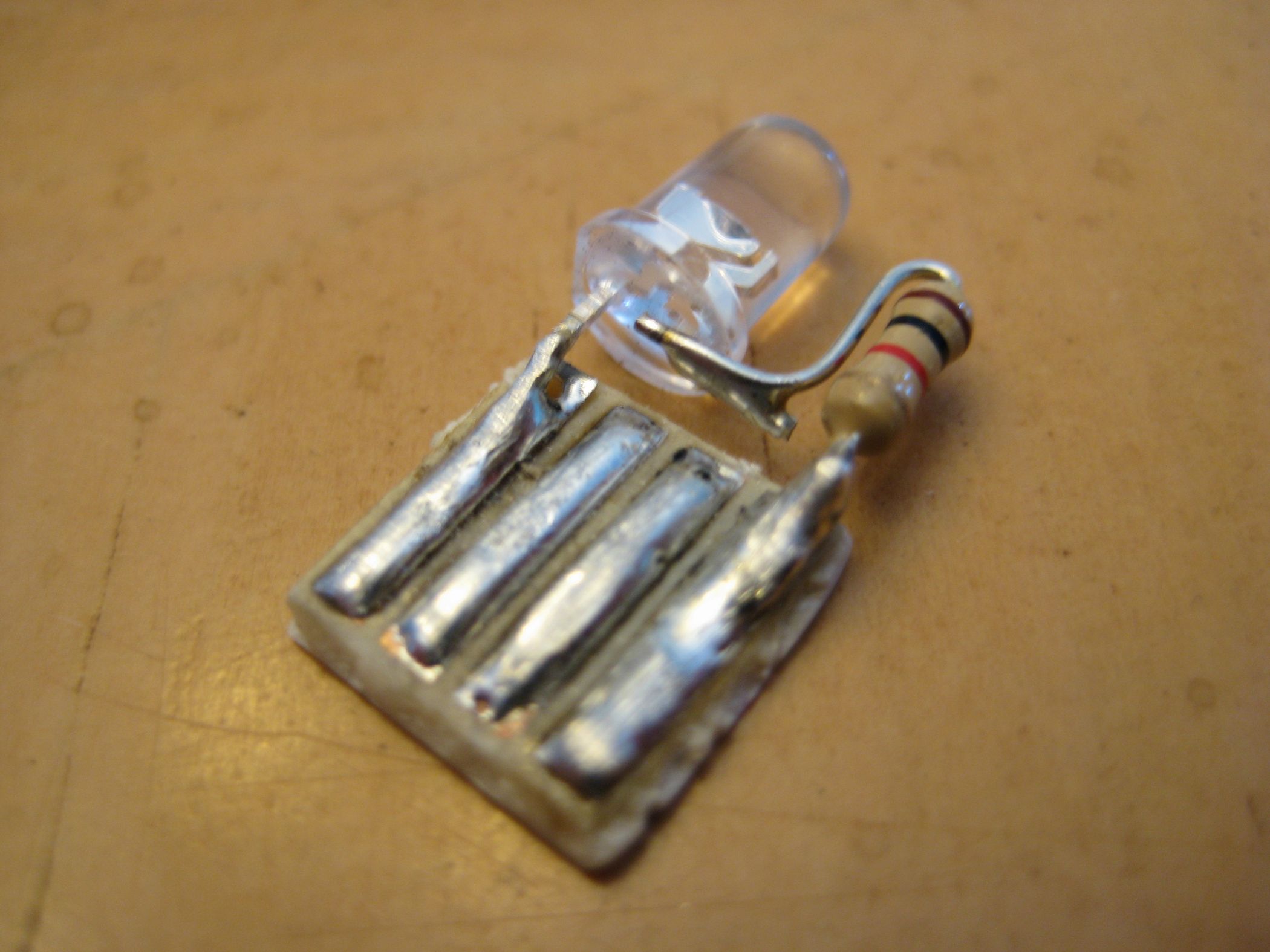 The Smallest USB LED : 5 Steps (with Pictures) - Instructables