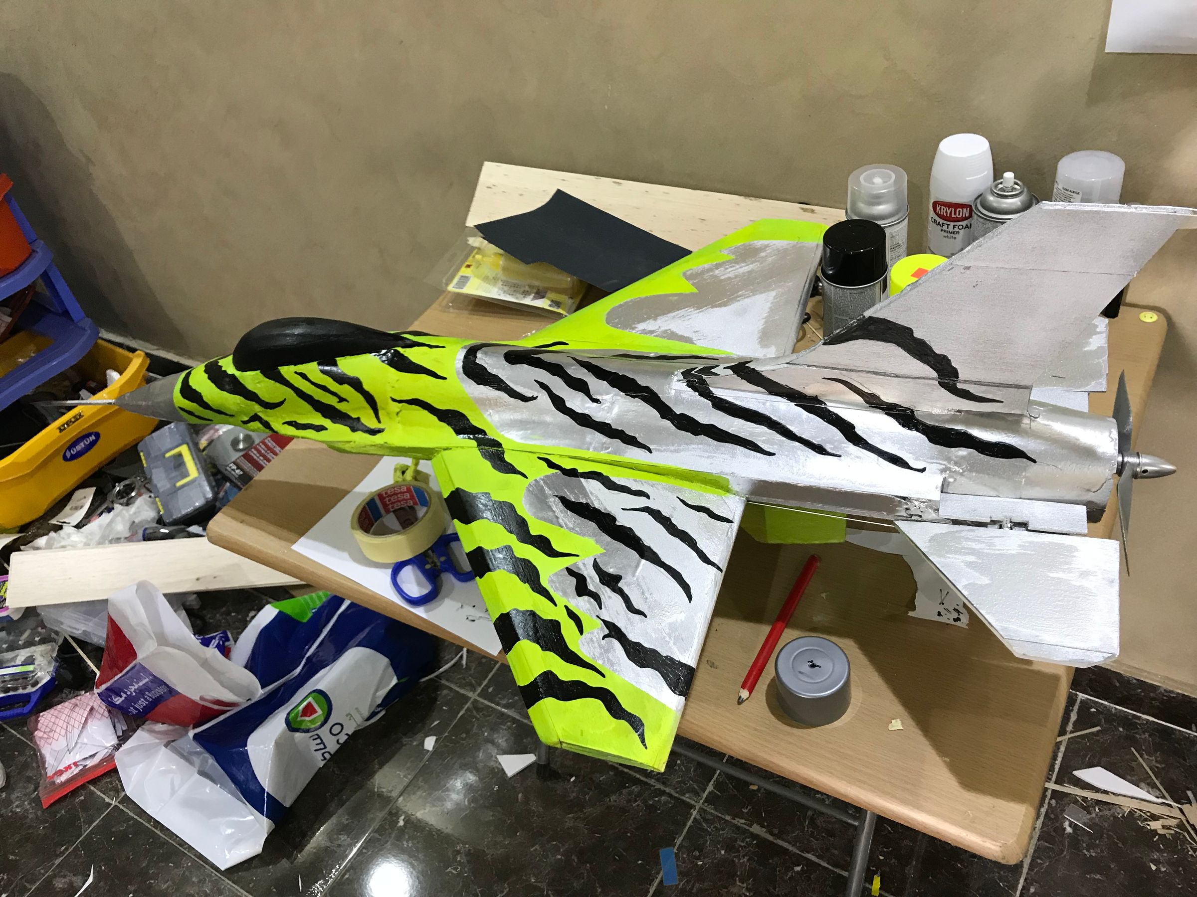 F-16 Falcon RC Fighter : 4 Steps - Instructables