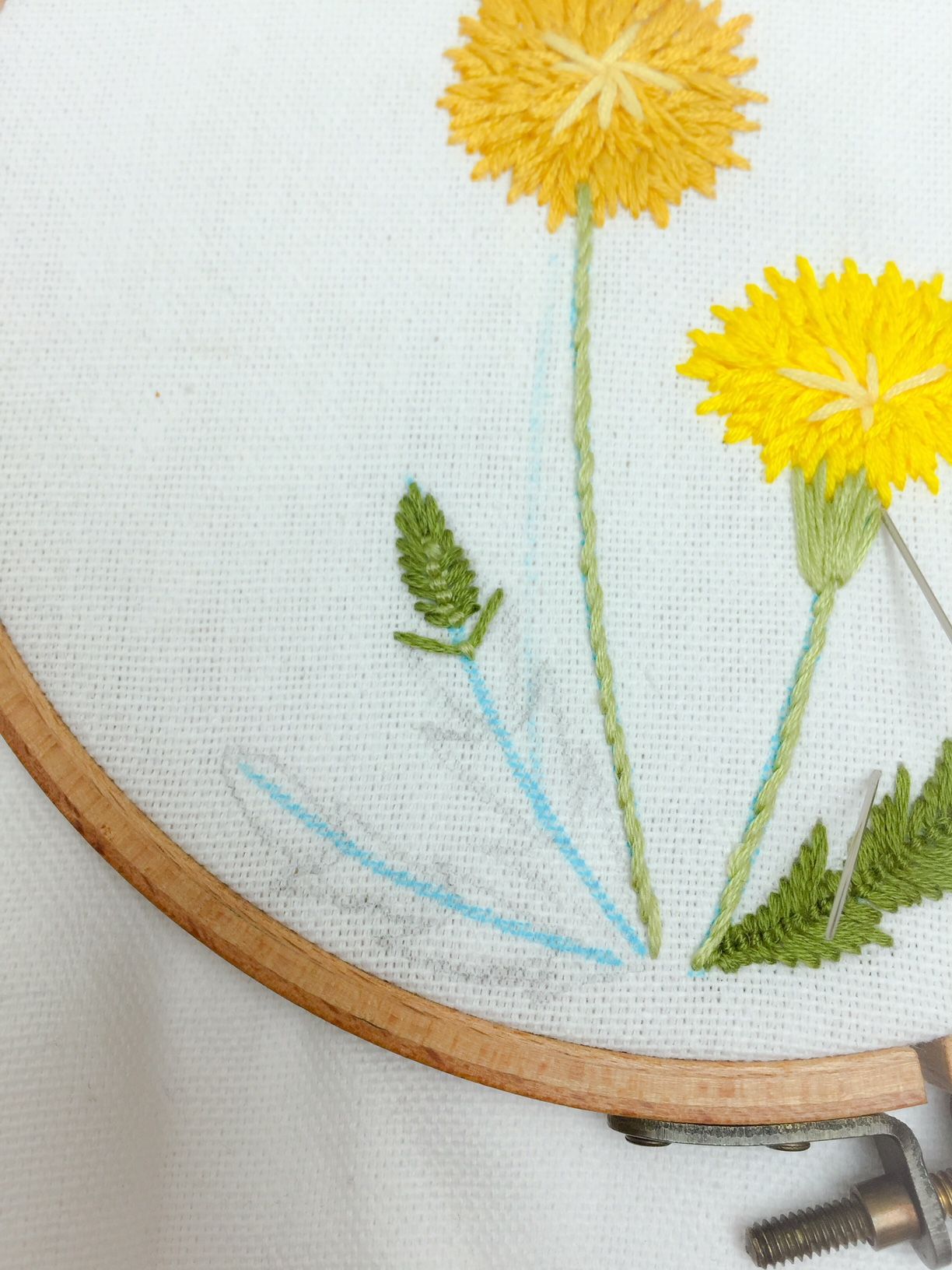 Easy Handembroidered Dandelion : 5 Steps (with Pictures) - Instructables