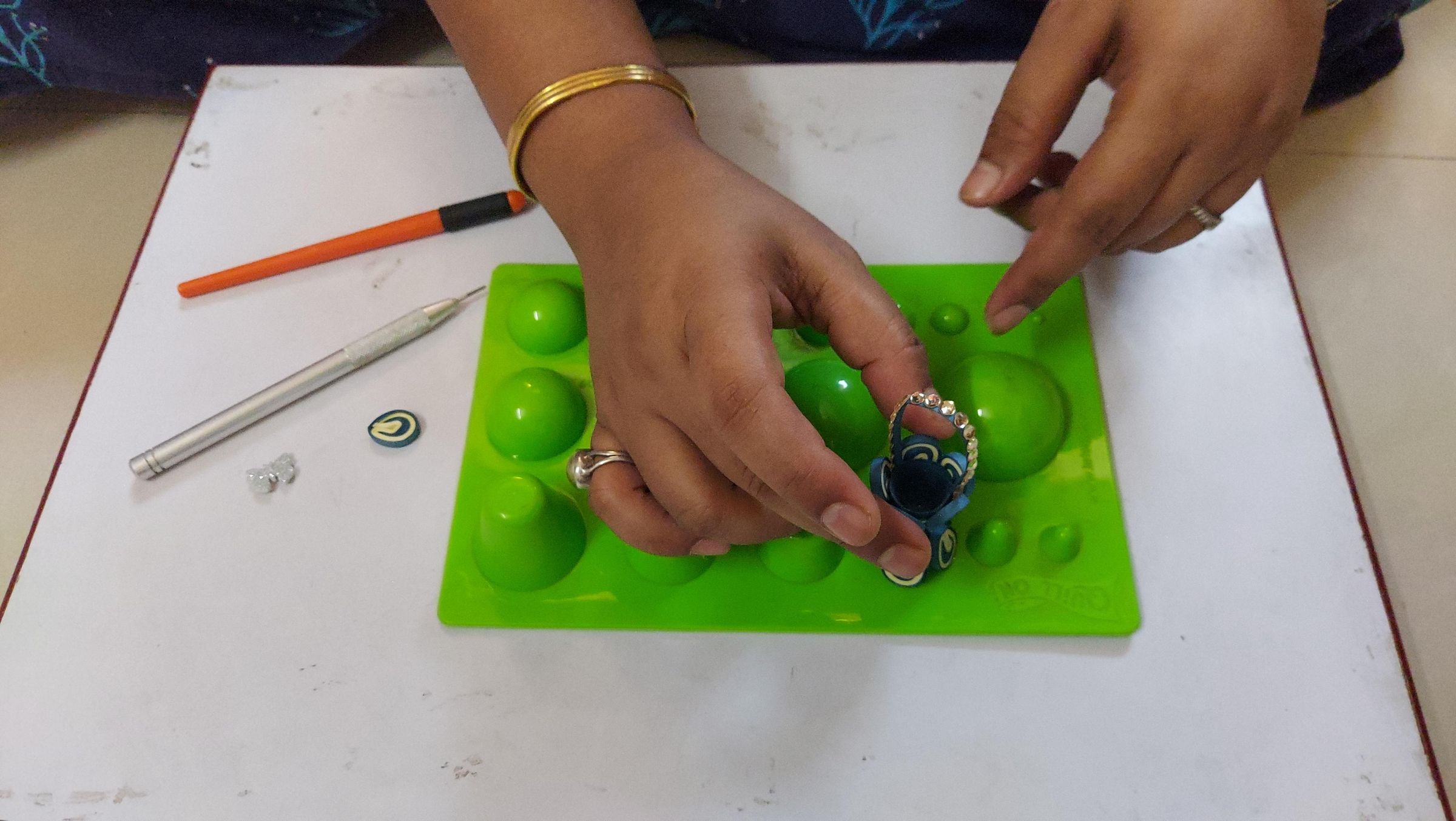 Paper Quilling Mini Basket : 8 Steps (with Pictures) - Instructables