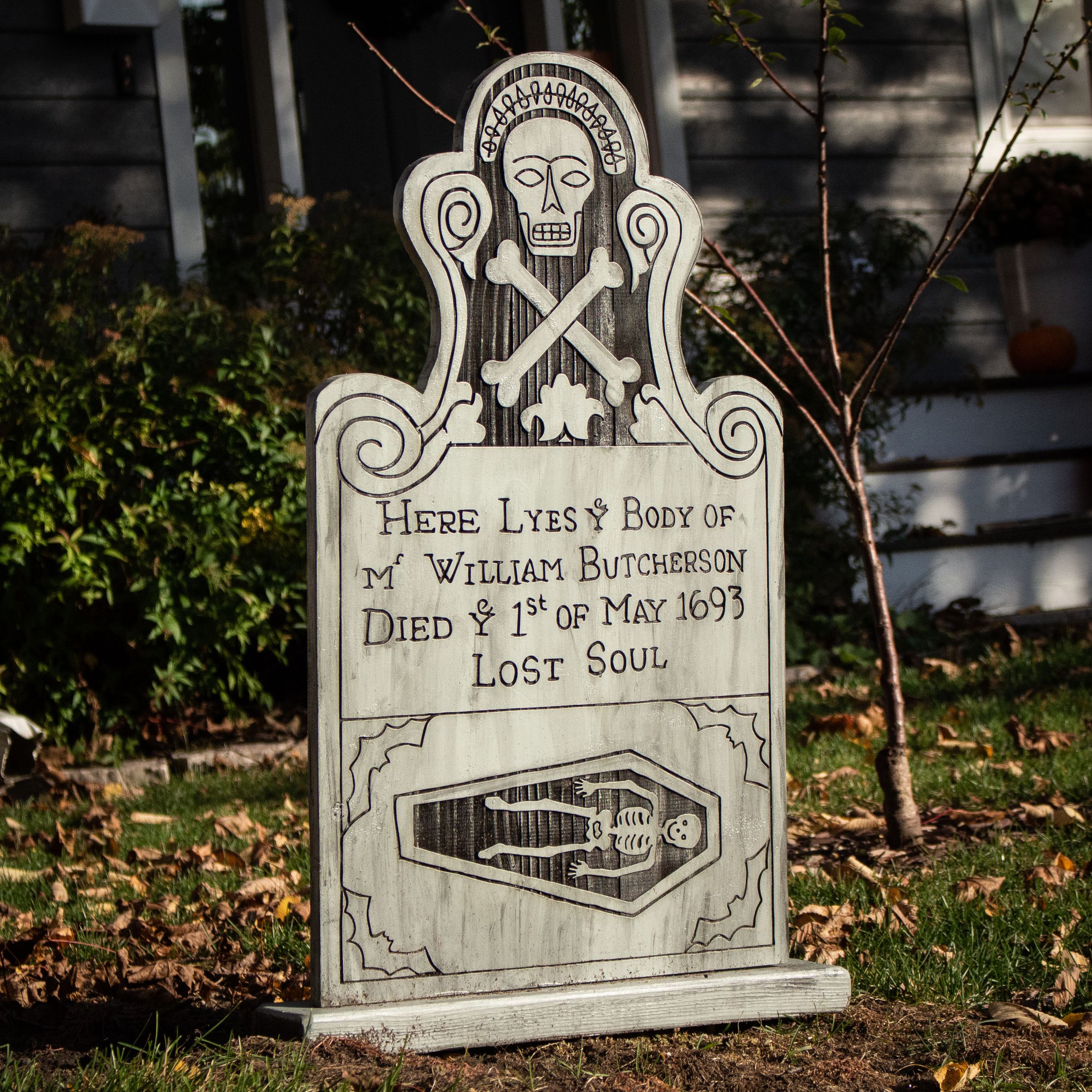 Making Billy's Tombstone From Hocus Pocus : 10 Steps - Instructables