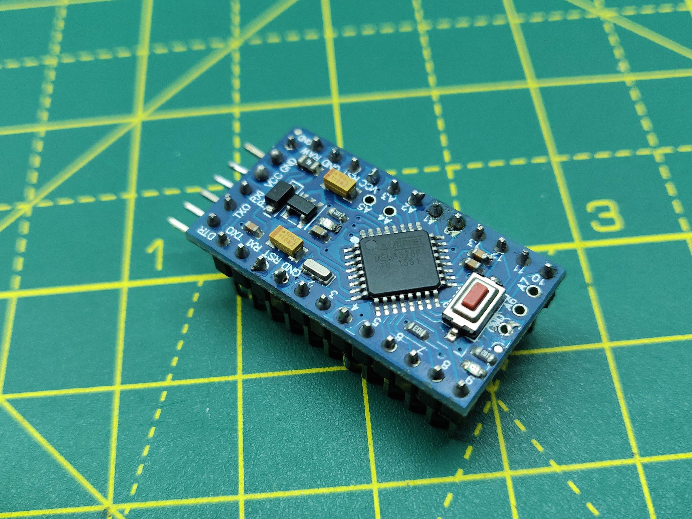 Desk Bluetooth Speaker With Audio Visualisation, Touch Buttons and NFC ...