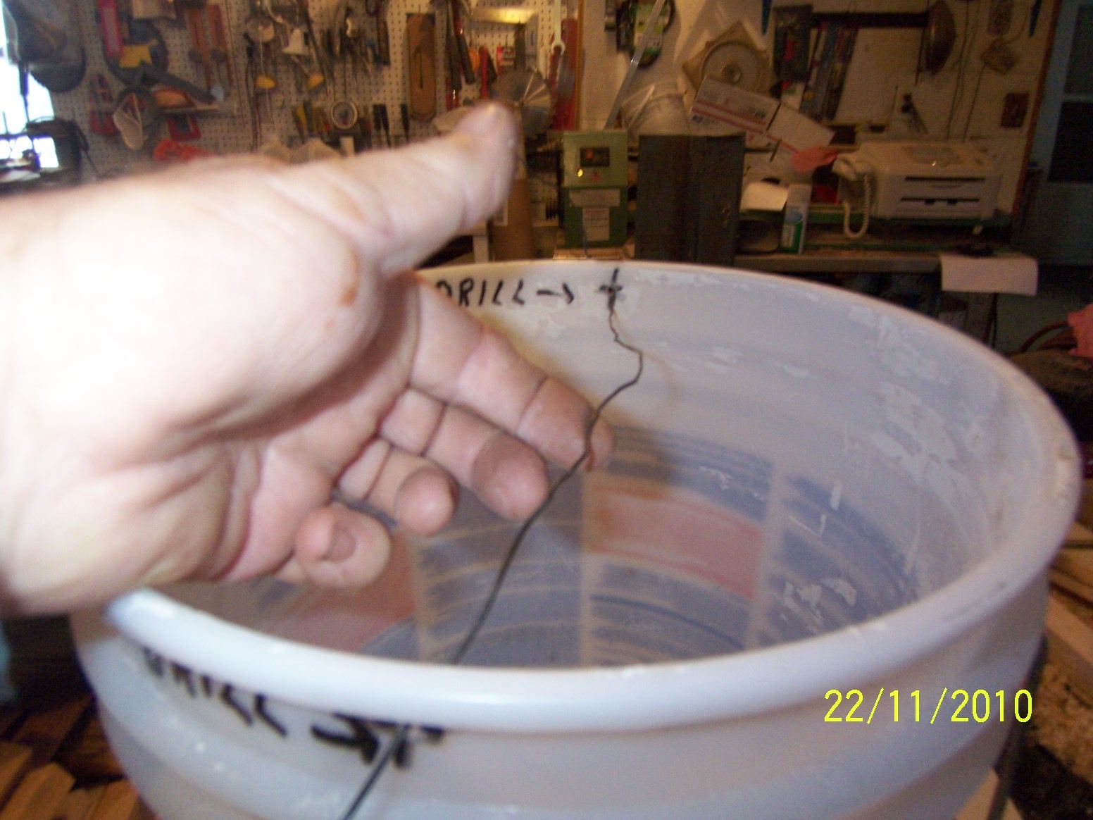 A BETTER MOUSE TRAP : 12 Steps - Instructables