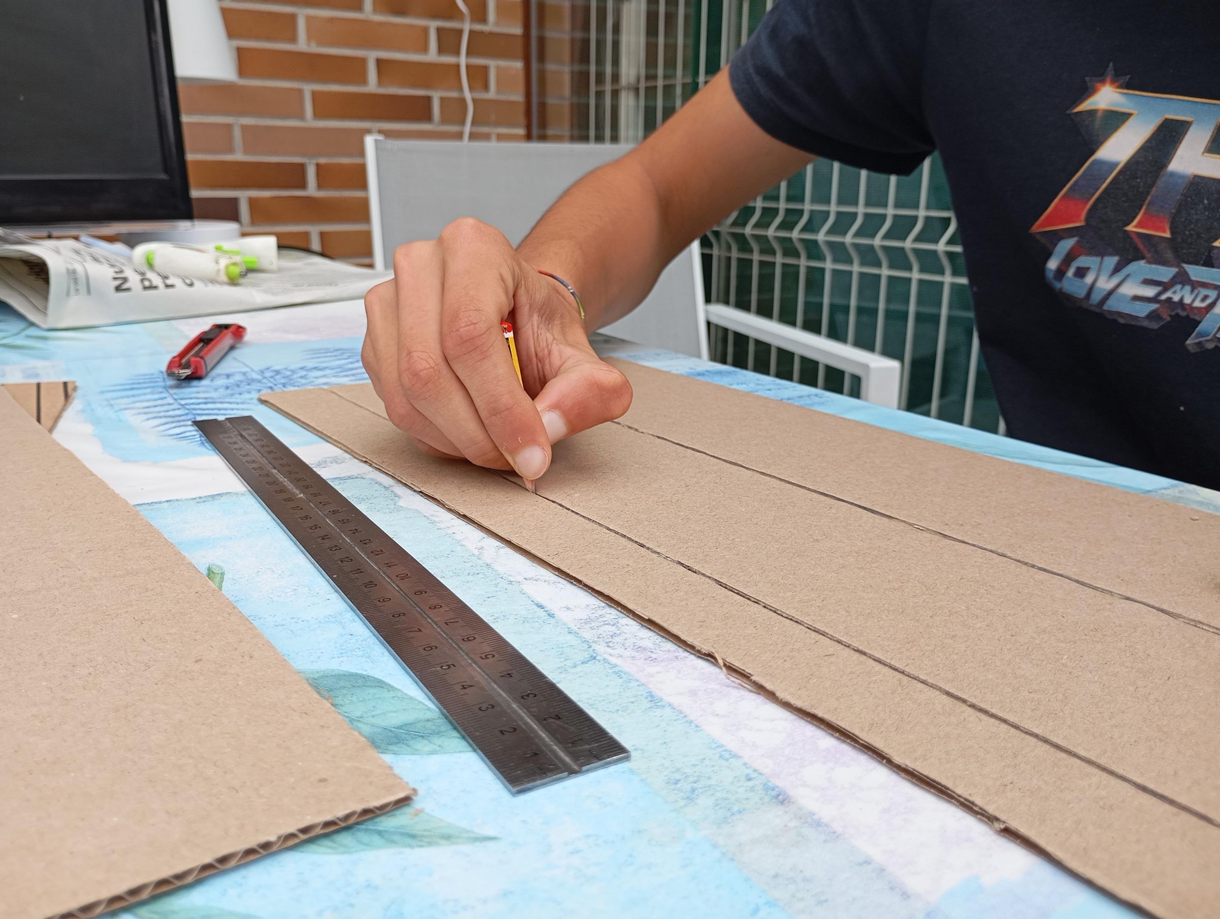 How to Make a DIY Carboard RC Plane : 23 Steps (with Pictures ...