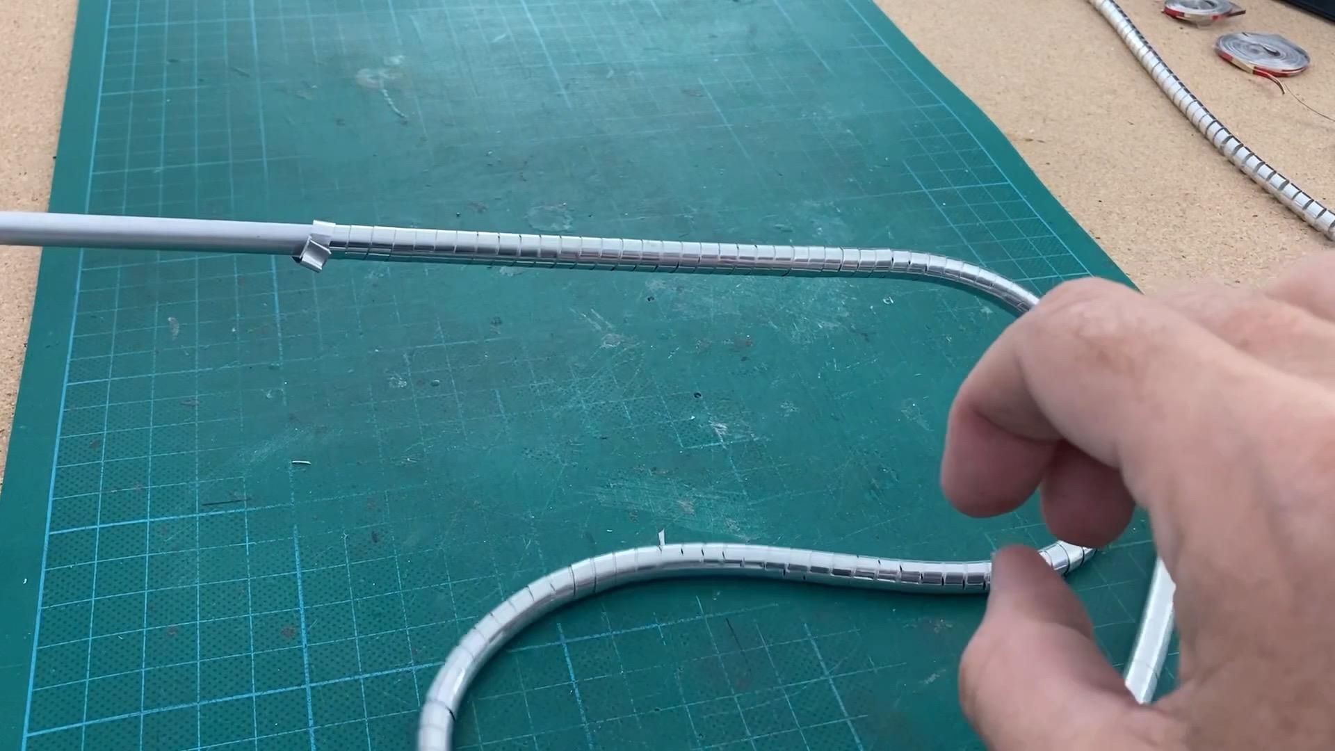 Soda Can Necklace : 9 Steps (with Pictures) - Instructables