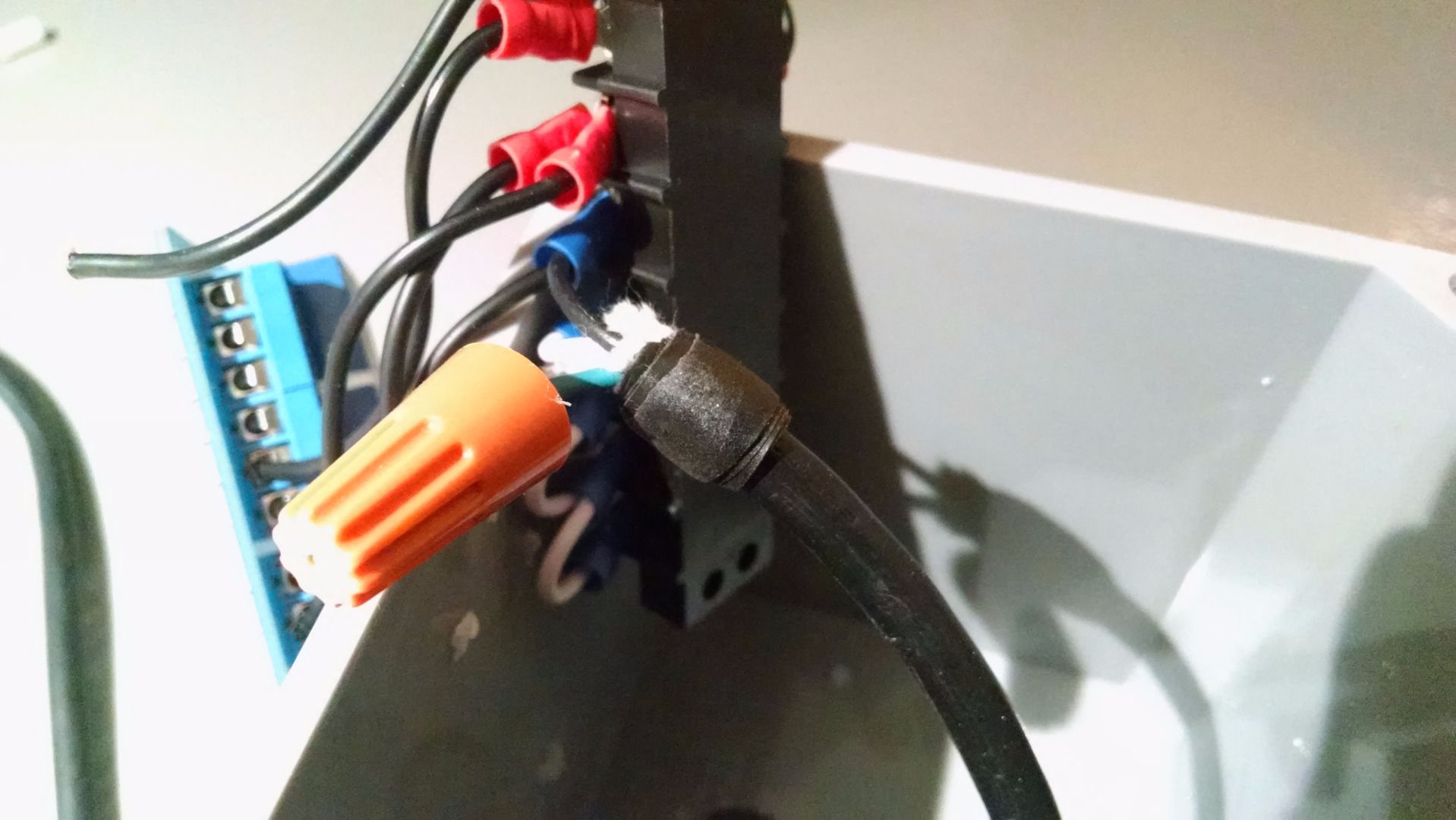 System Status Traffic Light : 6 Steps (with Pictures) - Instructables