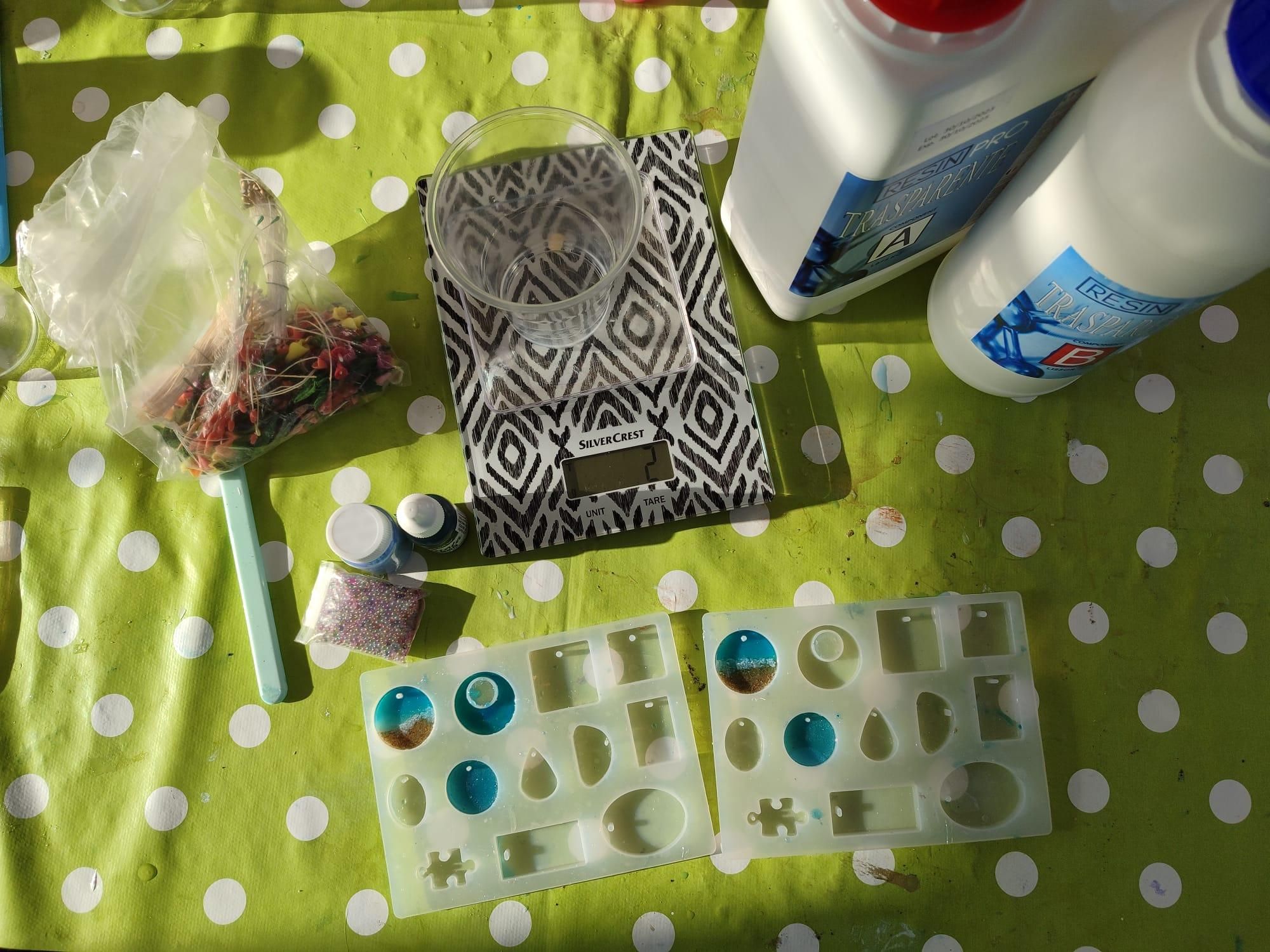 Epoxy Resin Fantasy Garden : 7 Steps (with Pictures) - Instructables