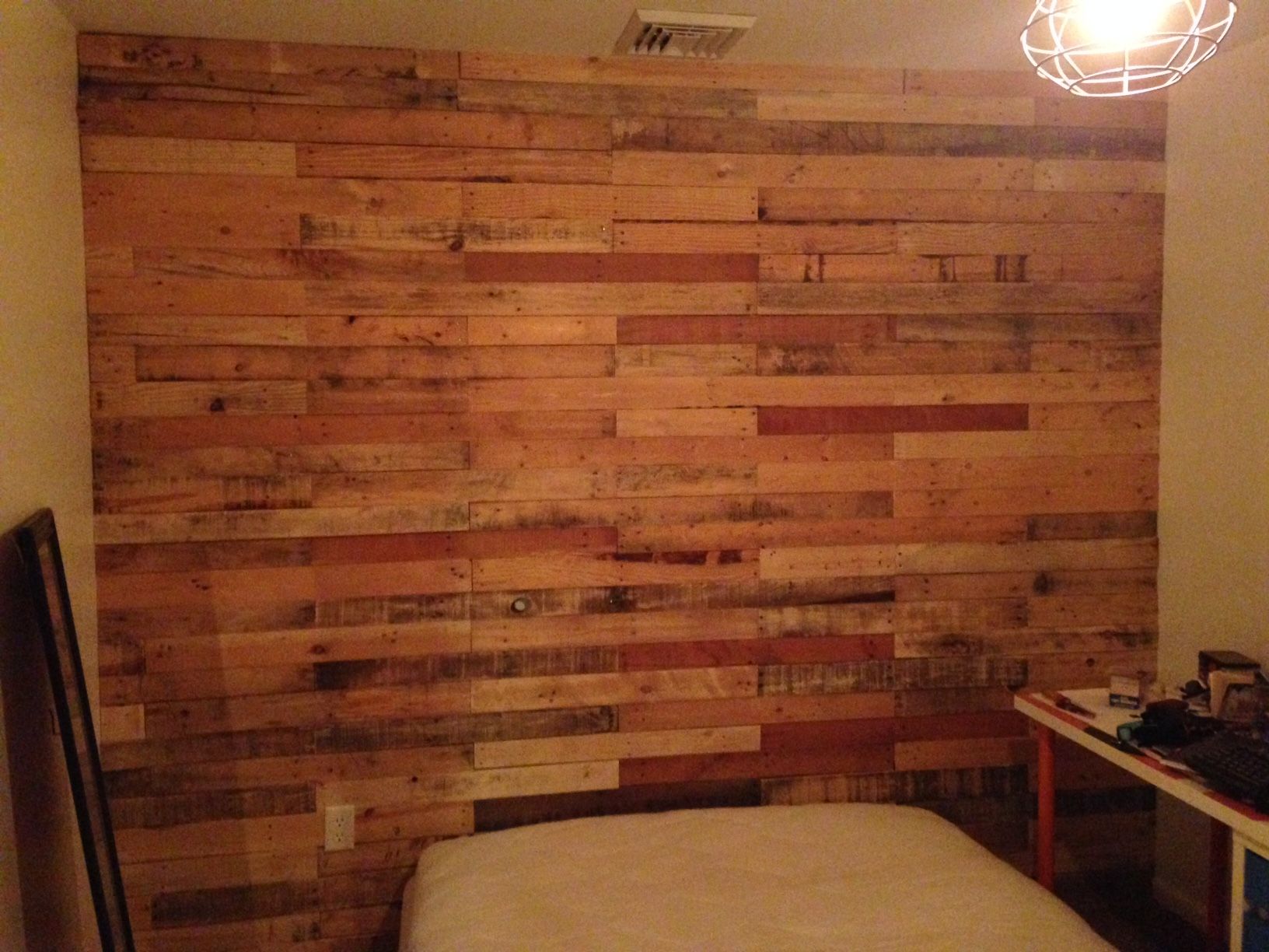 Pallet Wall : 9 Steps (with Pictures) - Instructables