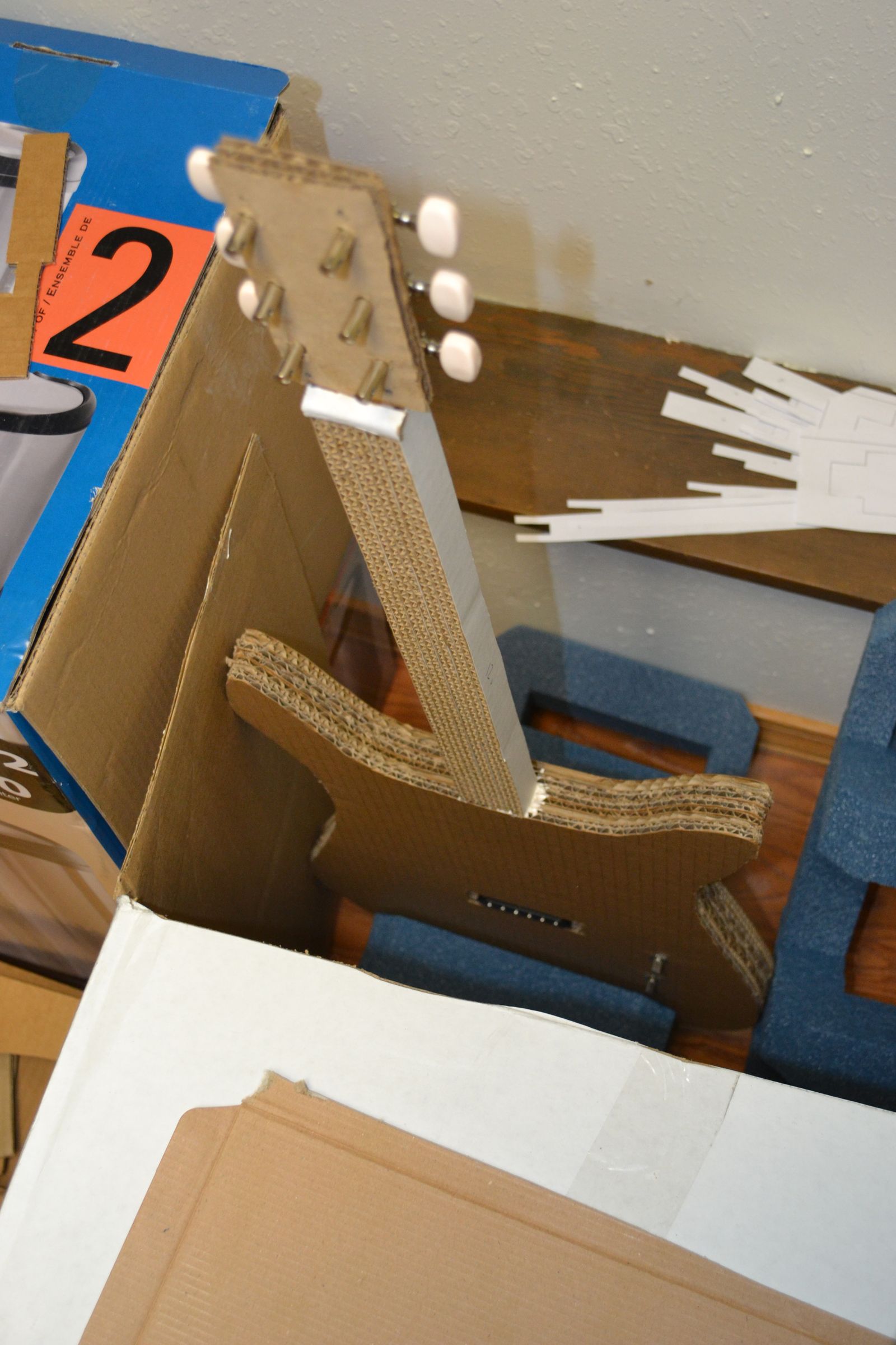 Cardboard Electric Guitar : 12 Steps (with Pictures) - Instructables