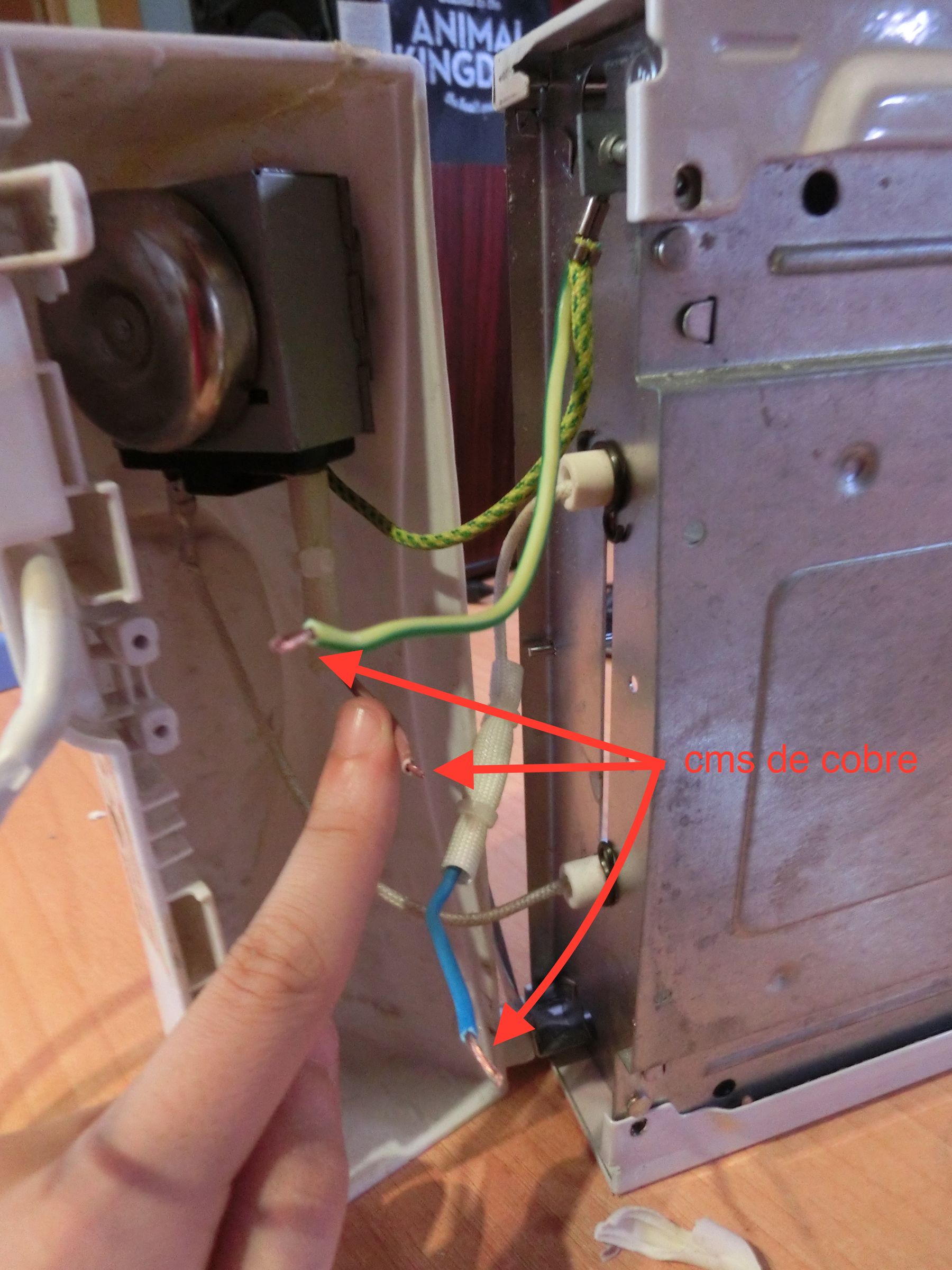 Cable Deteriorado De Tostadora : 5 Steps - Instructables