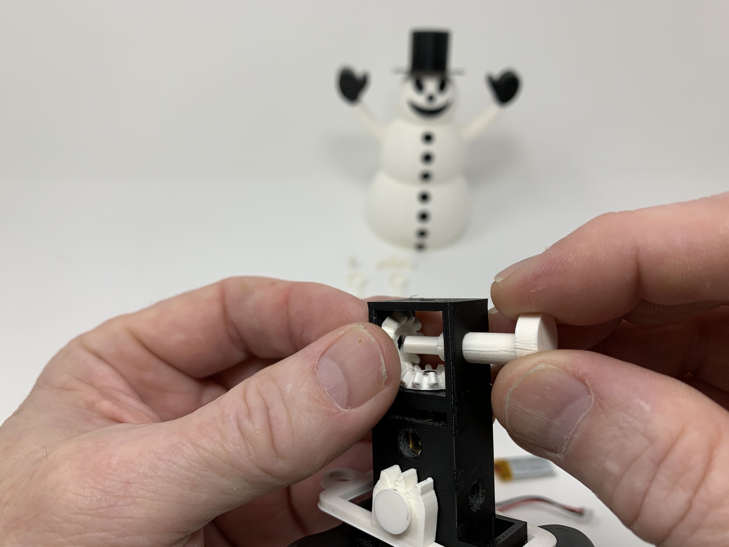 Snowman Pin Walker : 4 Steps (with Pictures) - Instructables