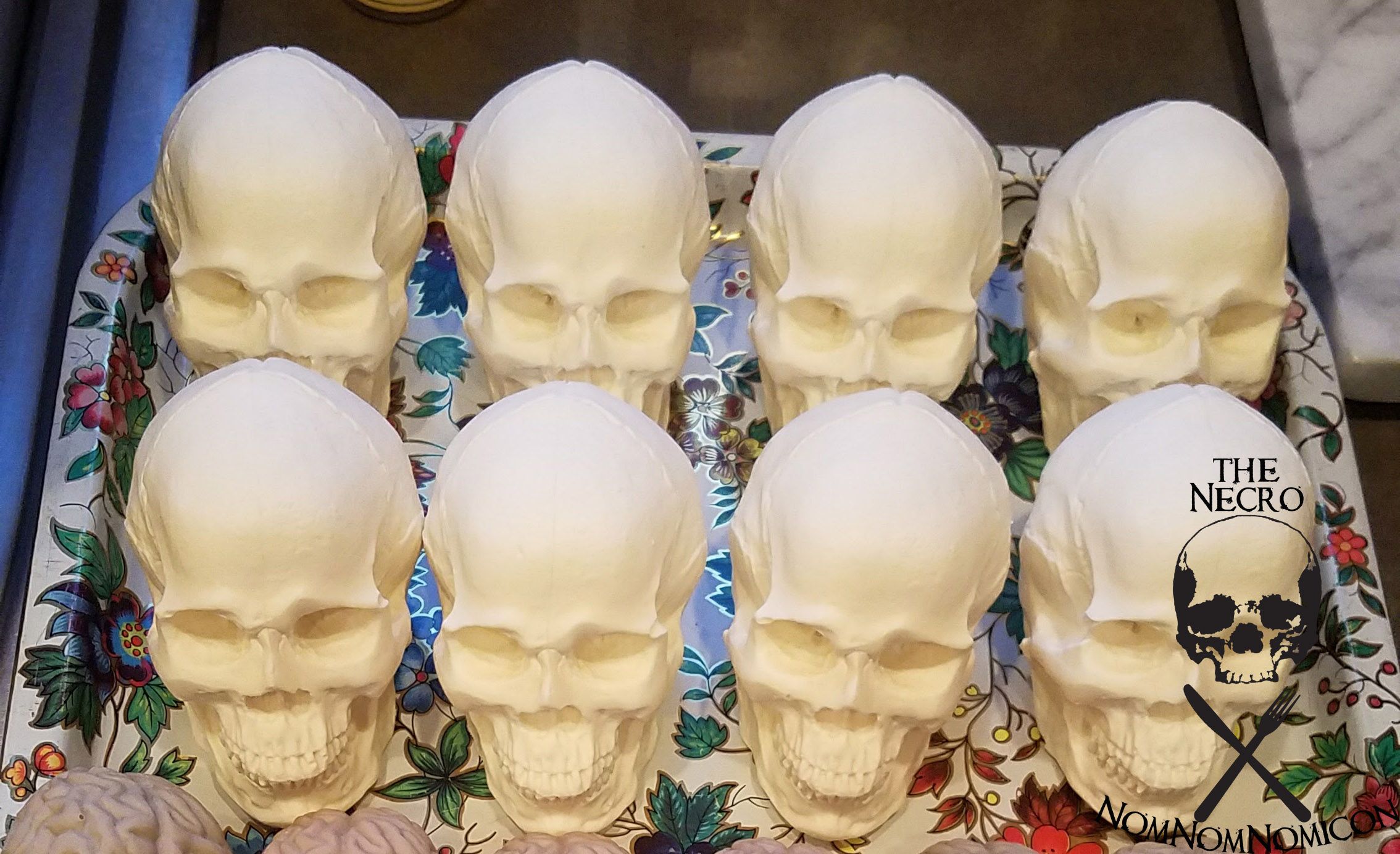 "The Bone Collector" Stacked Skull Cake : 7 Steps (with Pictures ...