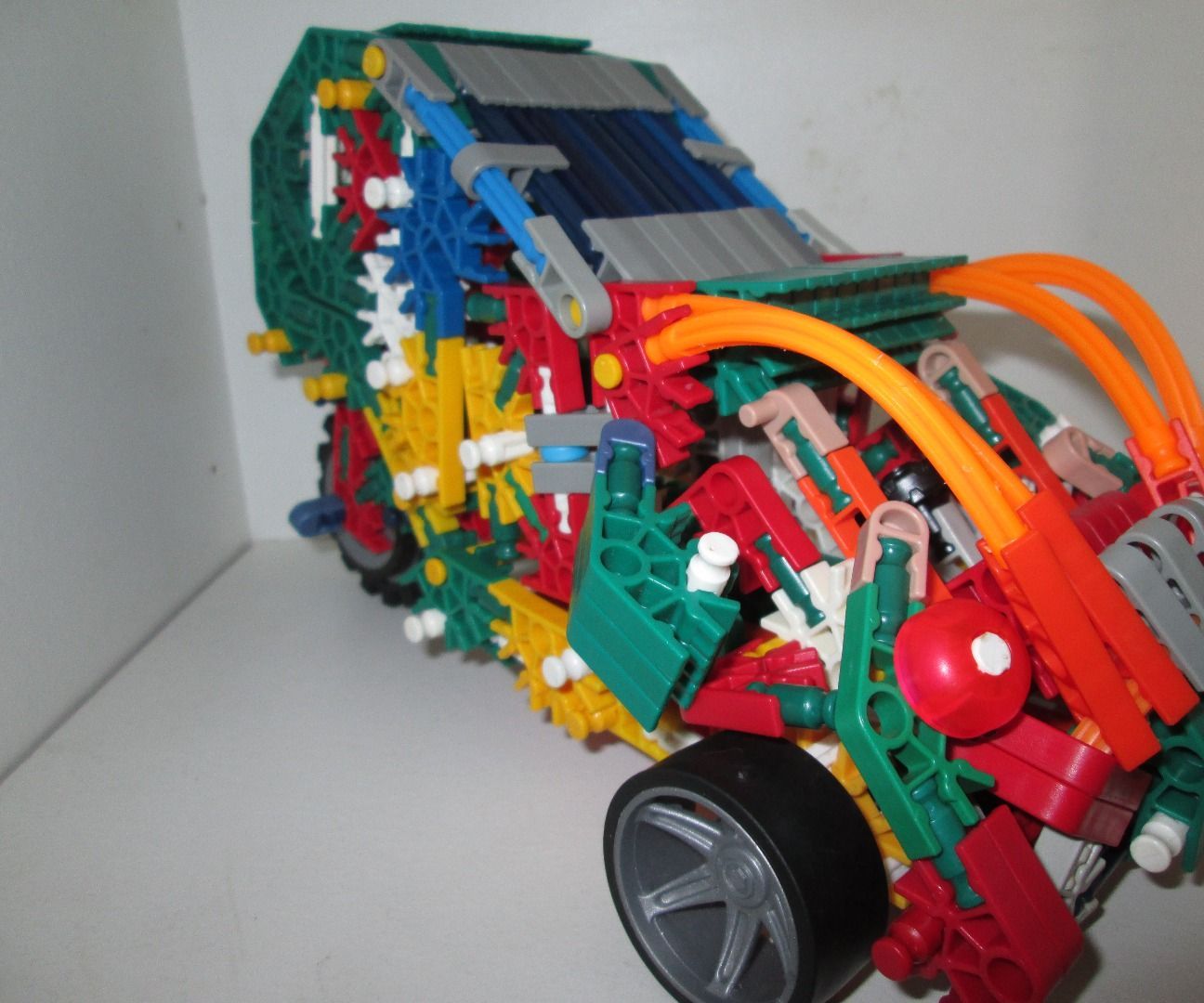 KNEX Car Concept - Instructables