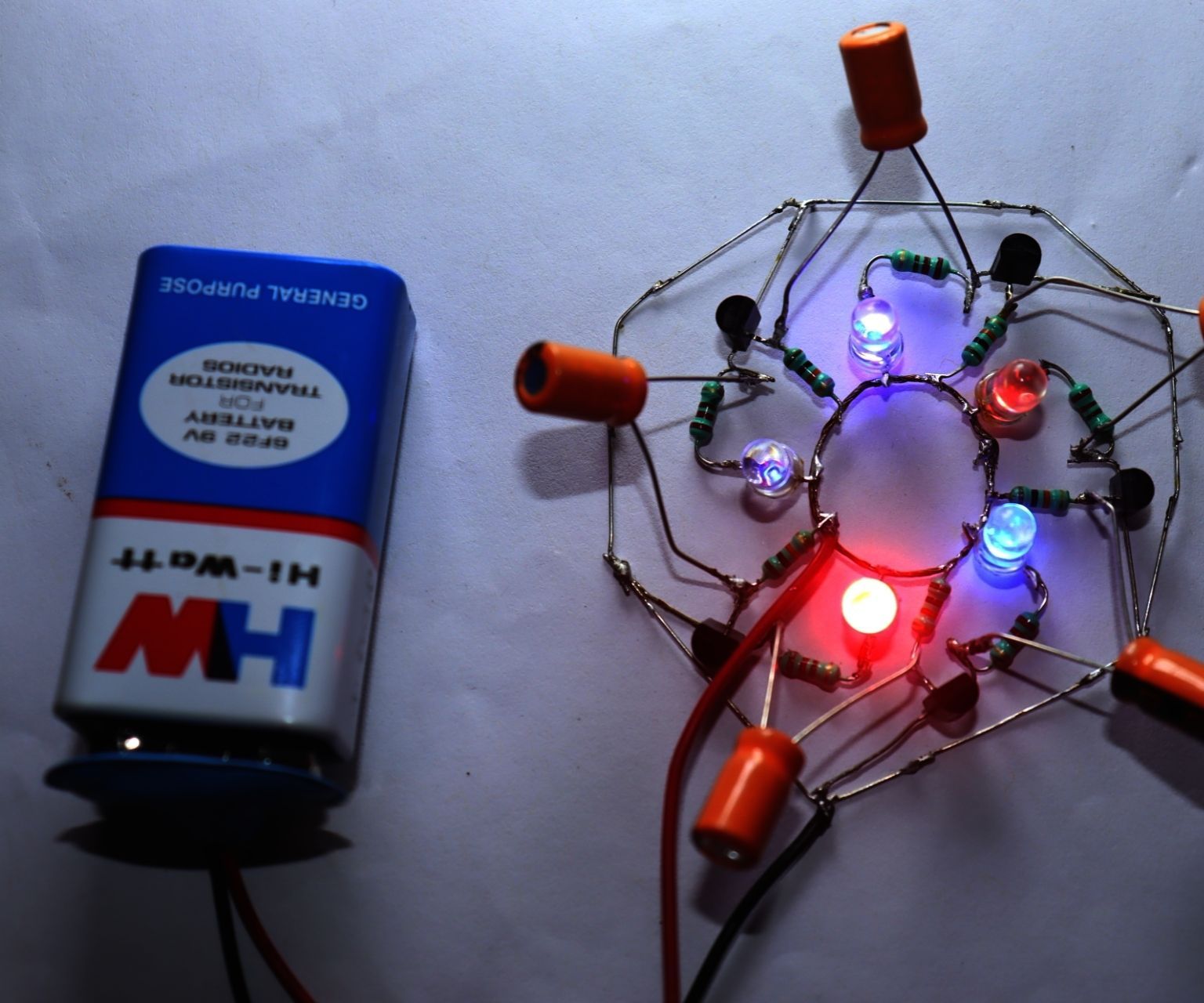 Nice Effect LED Chaser Circuit Using BC547 : 11 Steps - Instructables
