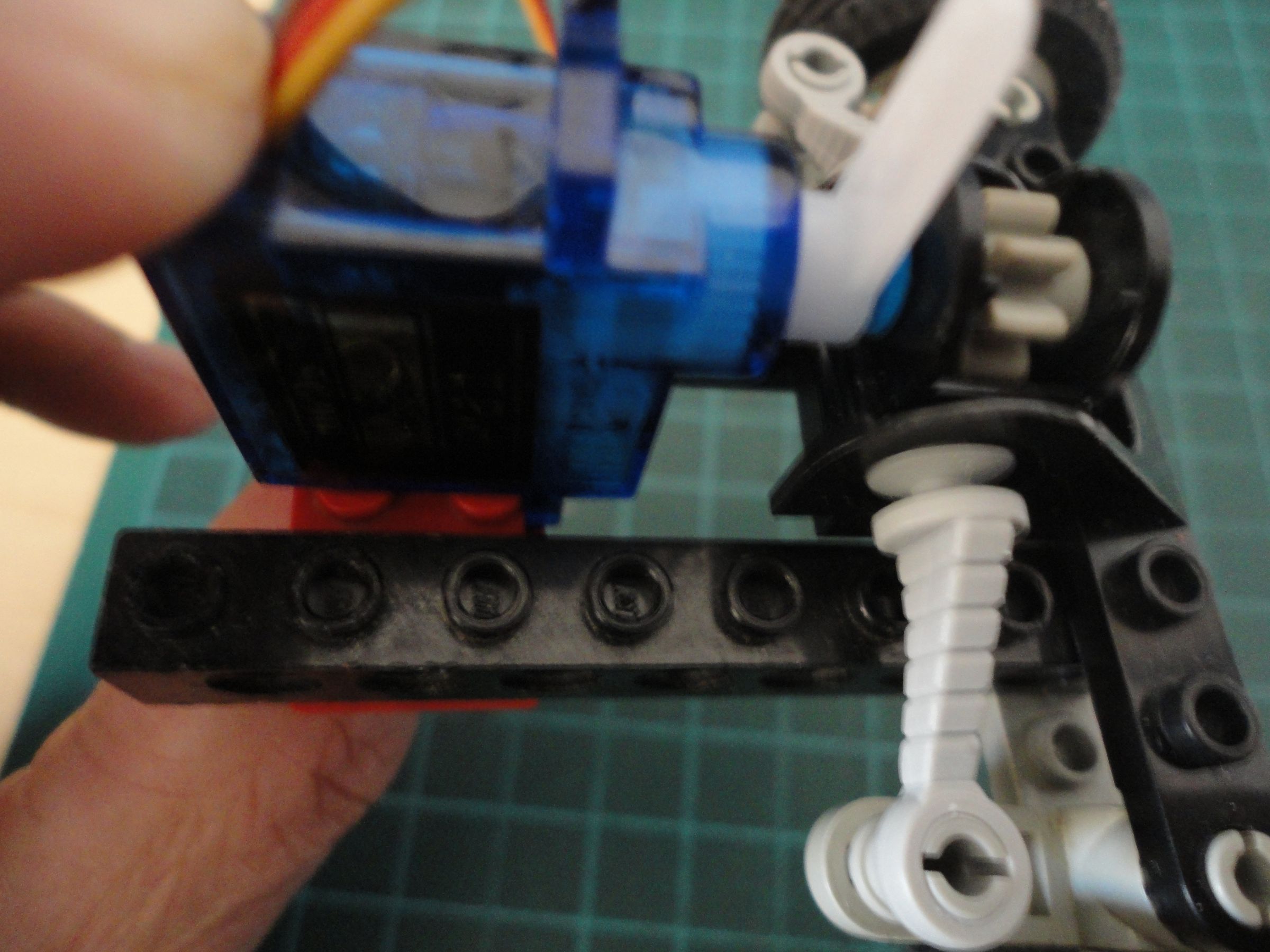 R/C Lego Car : 10 Steps (with Pictures) - Instructables
