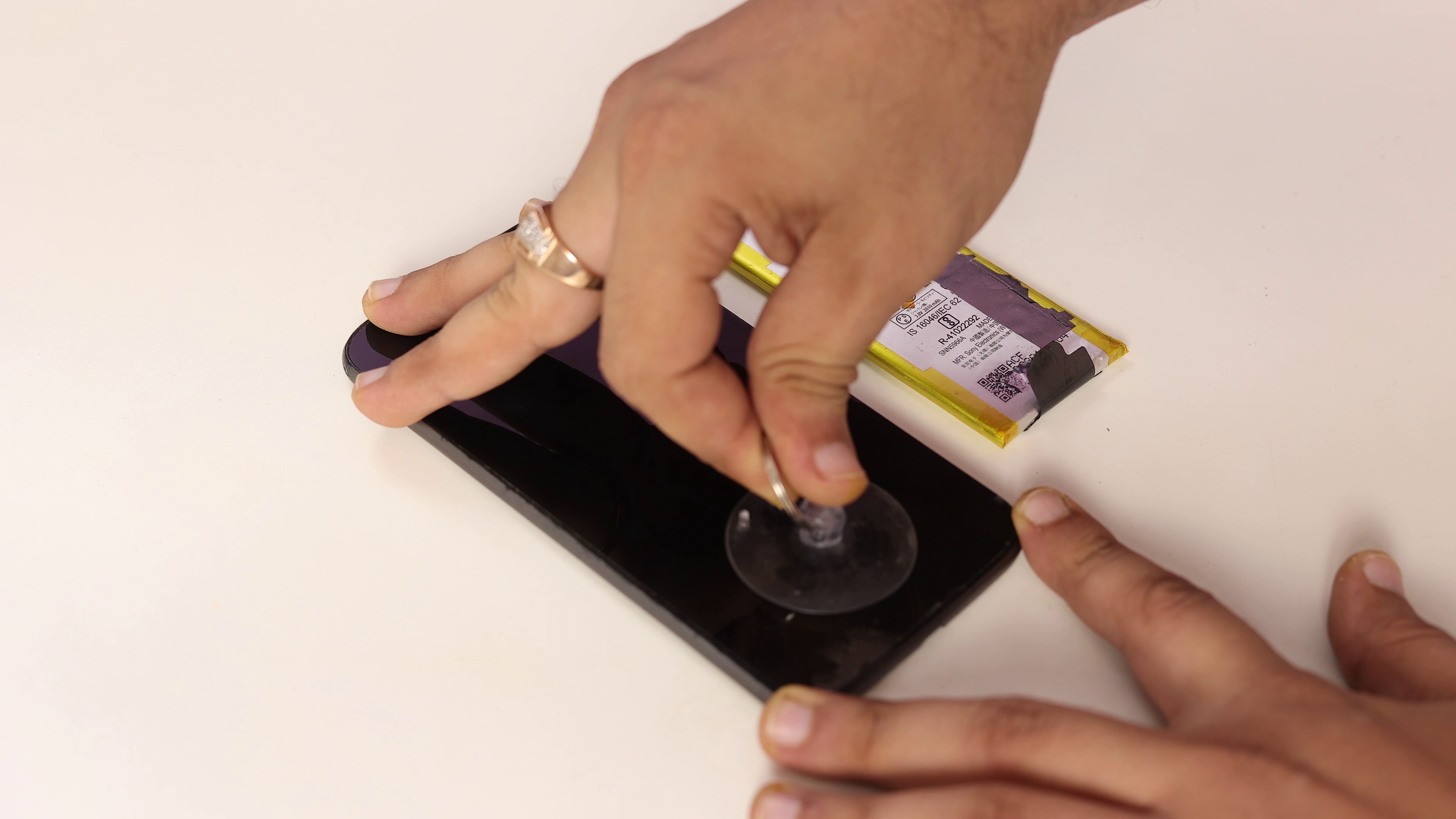 Projector Using Old Smartphones : 10 Steps (with Pictures) - Instructables