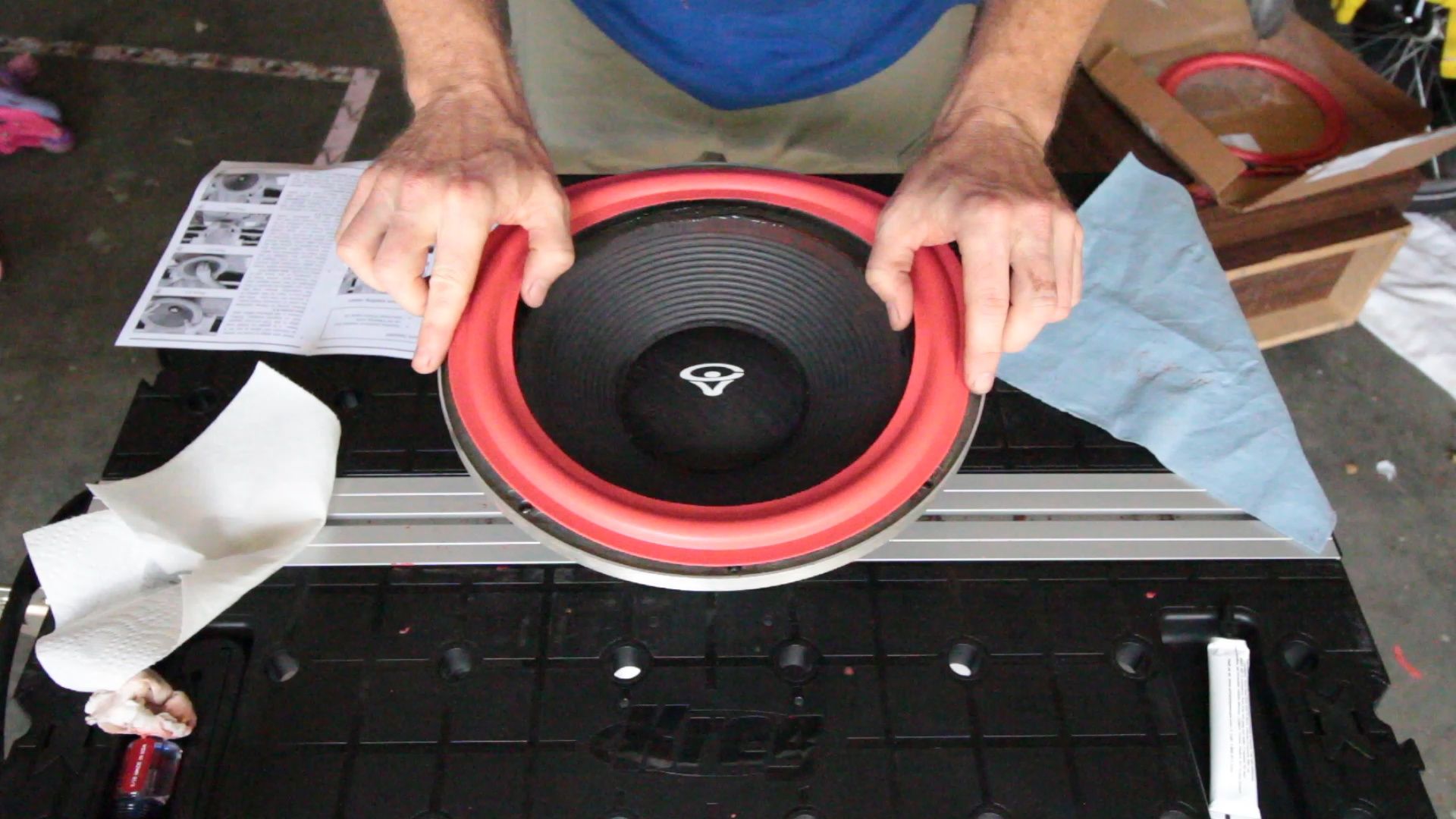 Fix a Speaker by Replacing the Foam Edge : 13 Steps (with Pictures ...