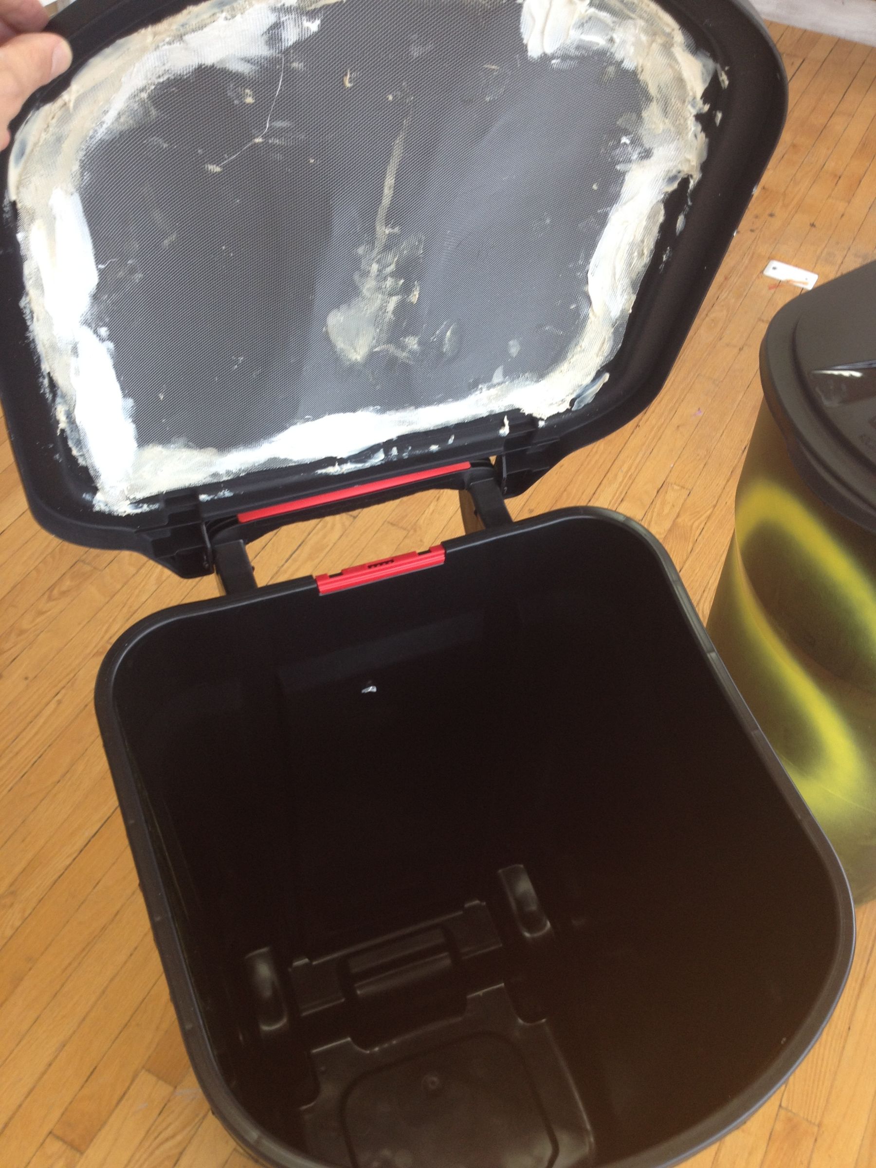 Squirel-Proof Your Trash Containers : 4 Steps - Instructables