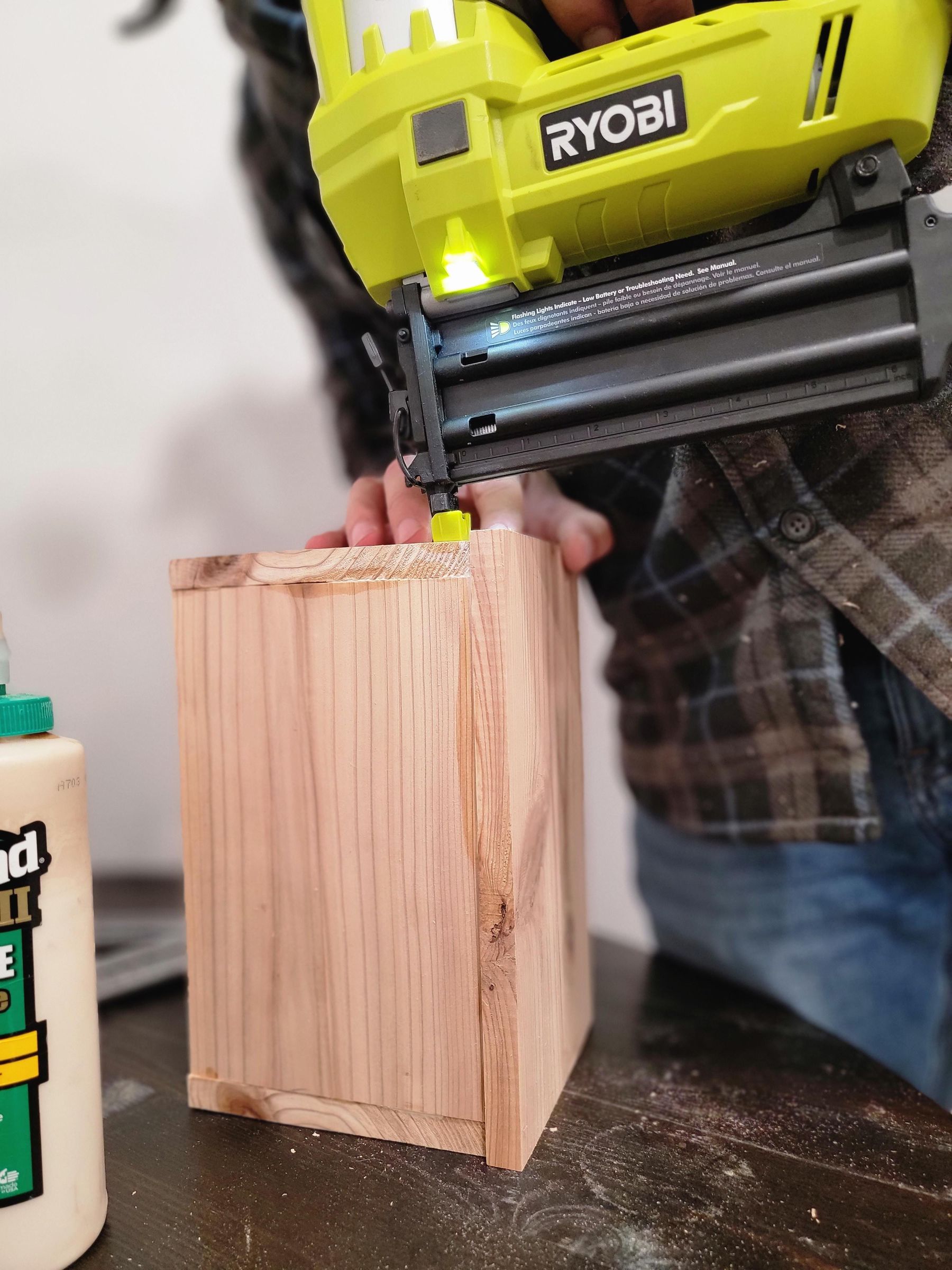 Two Cup Caddy From One Board : 4 Steps (with Pictures) - Instructables