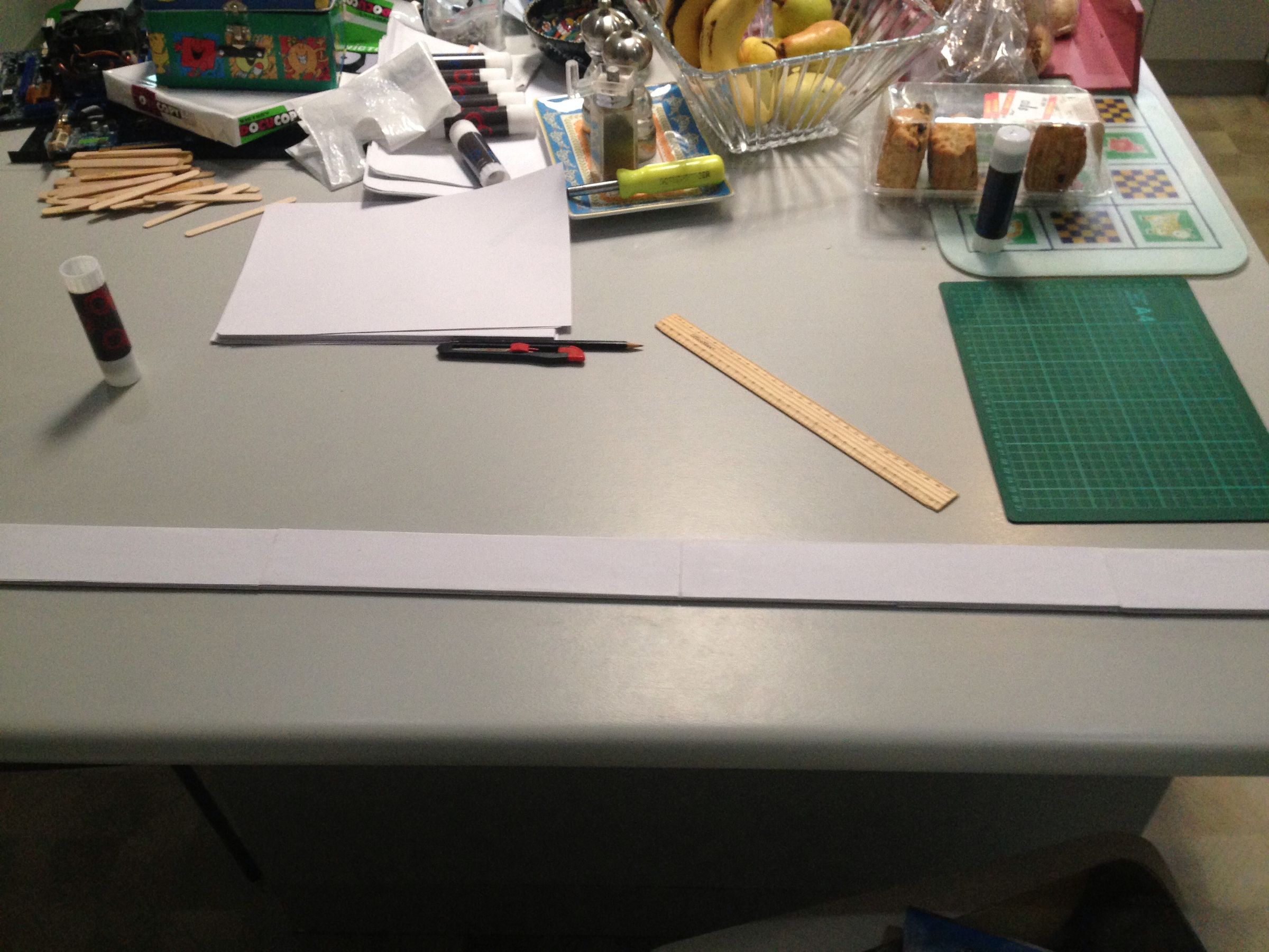 Paper Samurai Sword : 8 Steps - Instructables