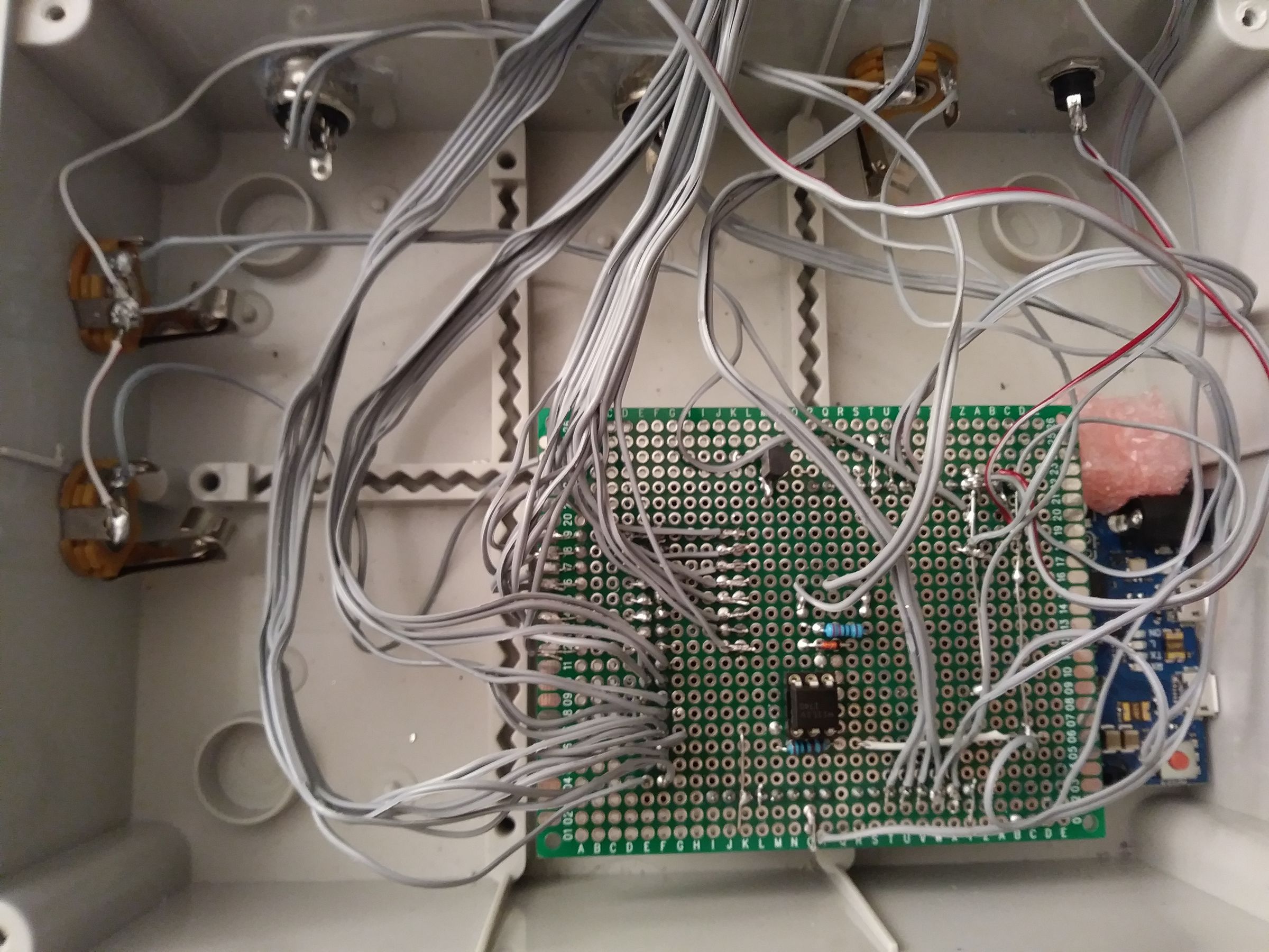 Arduino MIDI Rhythm Section Sequencer : 8 Steps (with Pictures ...