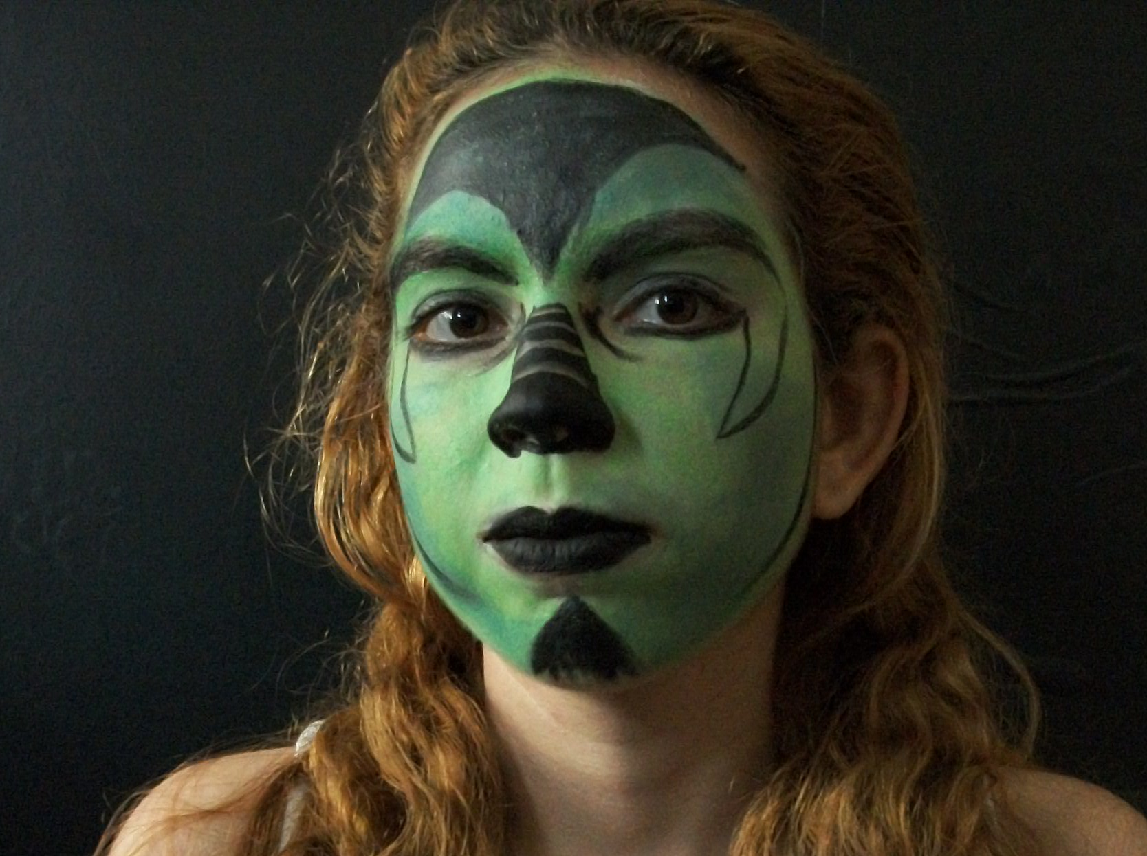 Green Space Alien Face Paint : 5 Steps - Instructables