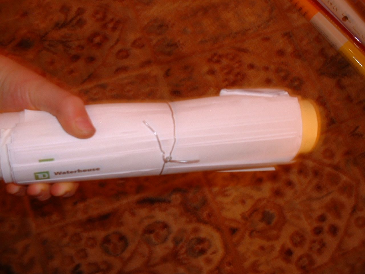 How to Make a Easy Paper Log Out of Scrap Paper. : 4 Steps - Instructables